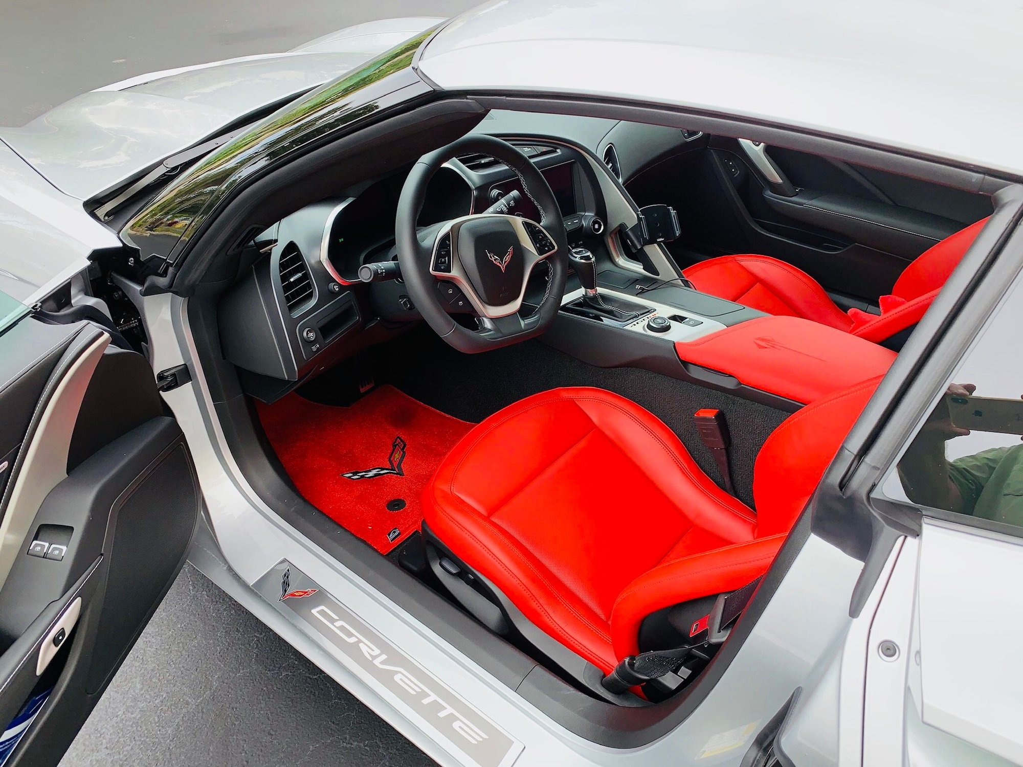 Adrenaline Red interior - Page 2 - CorvetteForum - Chevrolet Corvette ...