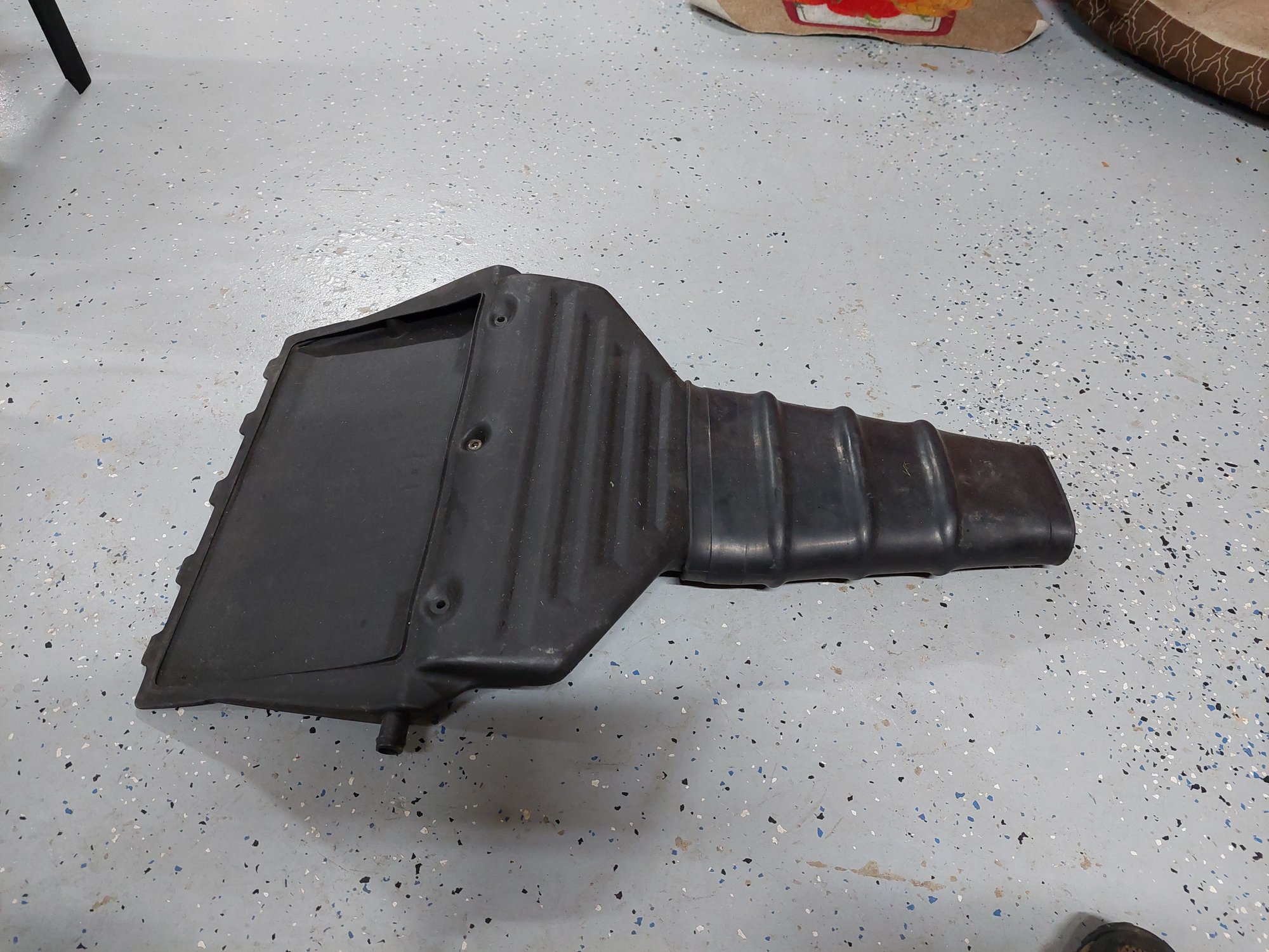 FS (For Sale) TPI Runners. filter housing, intake tube - CorvetteForum ...