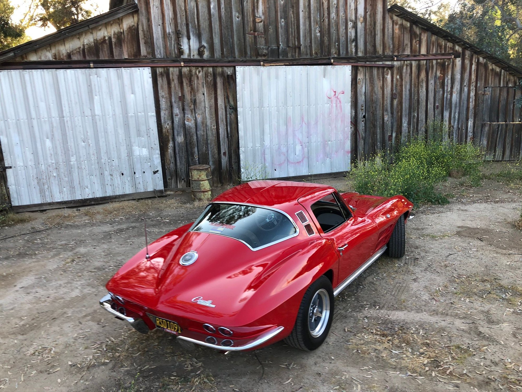 Found an old barn... - CorvetteForum - Chevrolet Corvette Forum Discussion