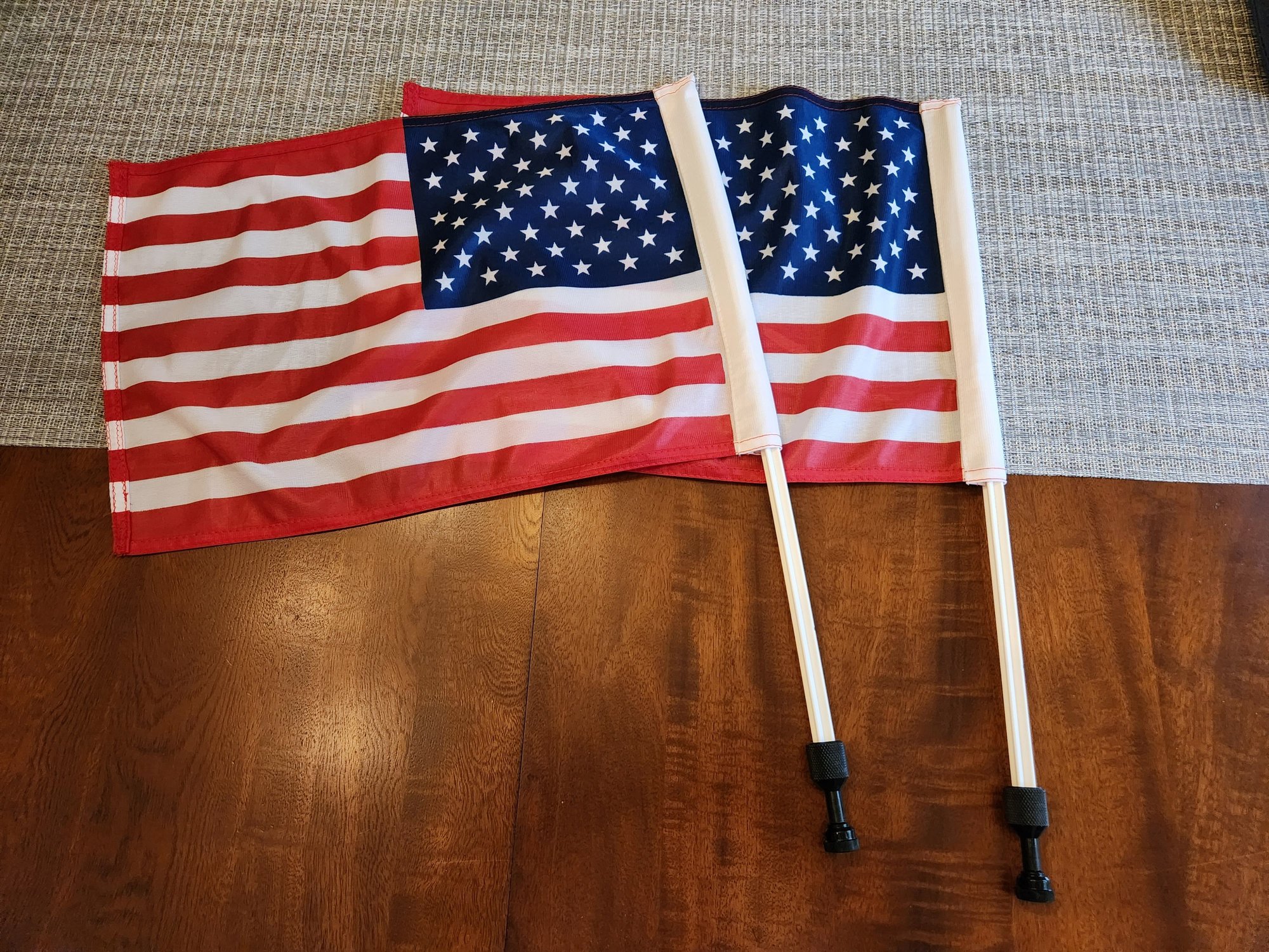 FS (For Sale) Flag Caddie C6 Corvette Convertible Parade Flags ...