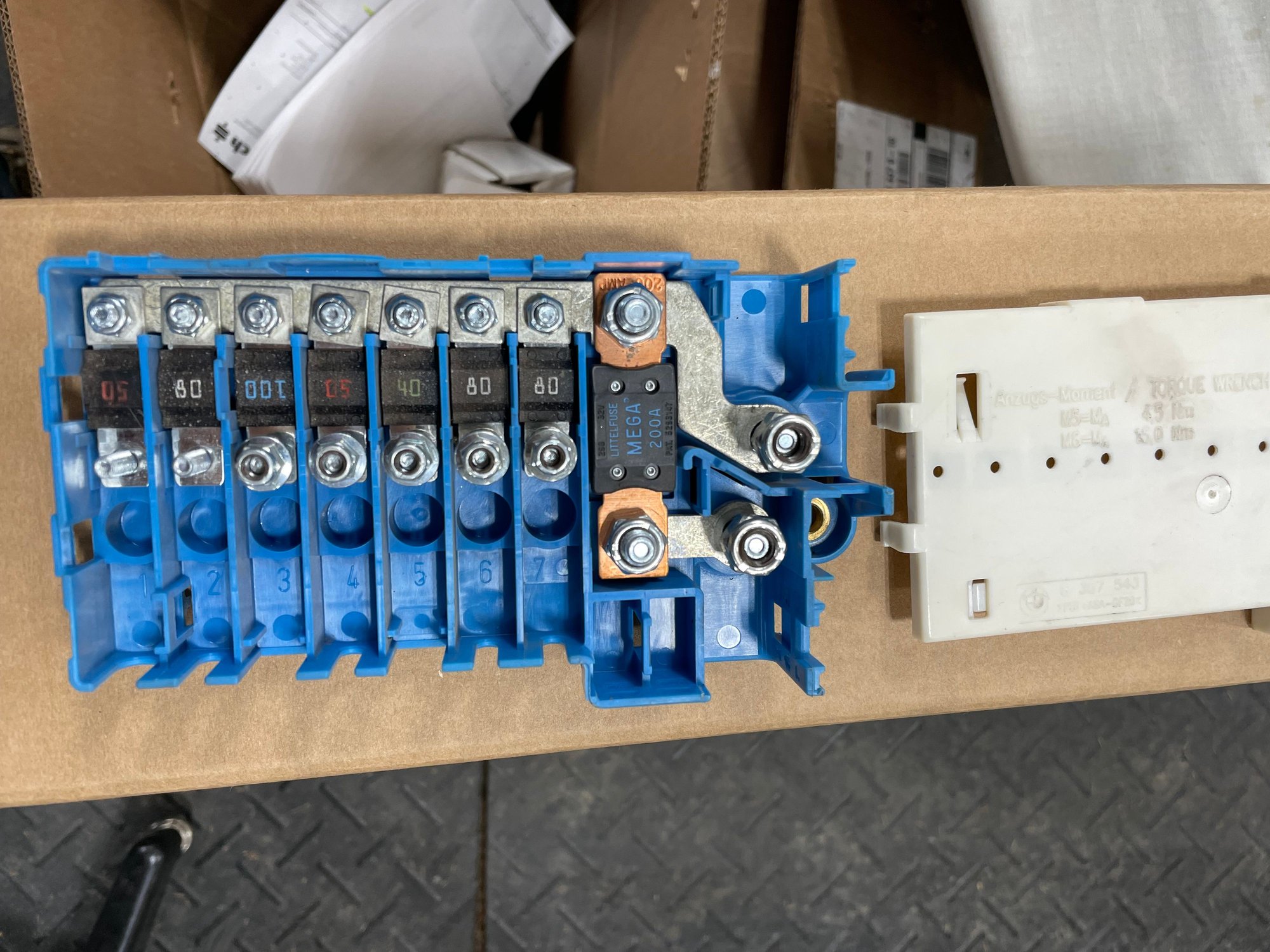 Engine bay bus bar/splitter and wire gauge? - CorvetteForum - Chevrolet ...