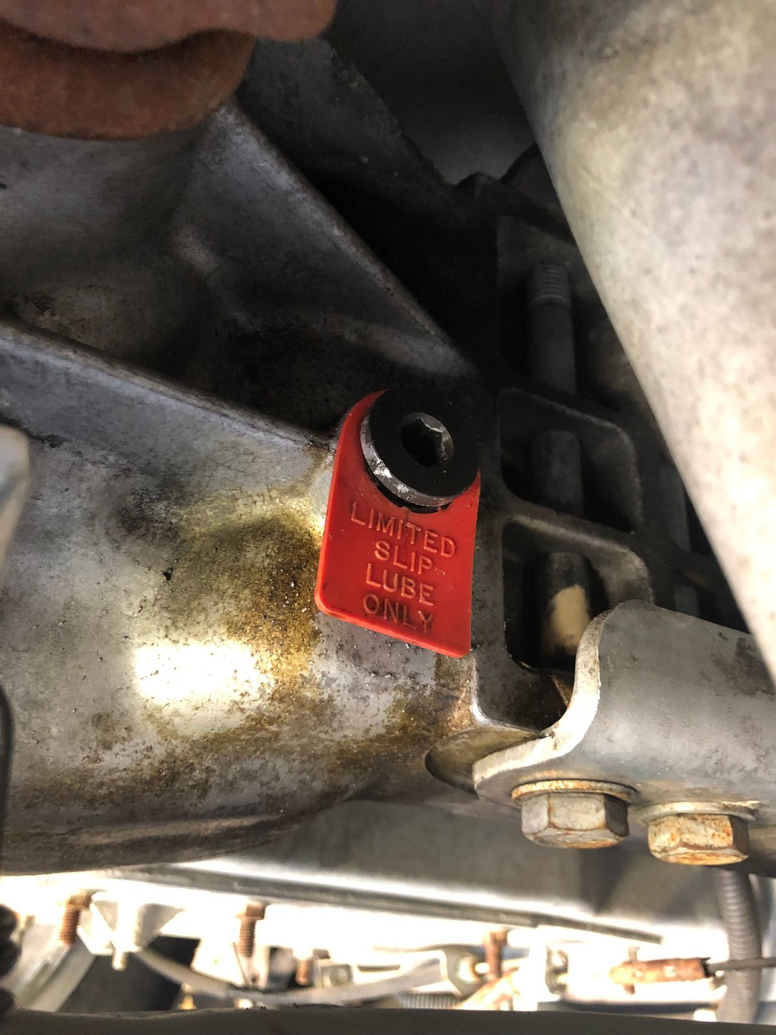 Part # for Diff Fill Plug - CorvetteForum - Chevrolet Corvette Forum ...