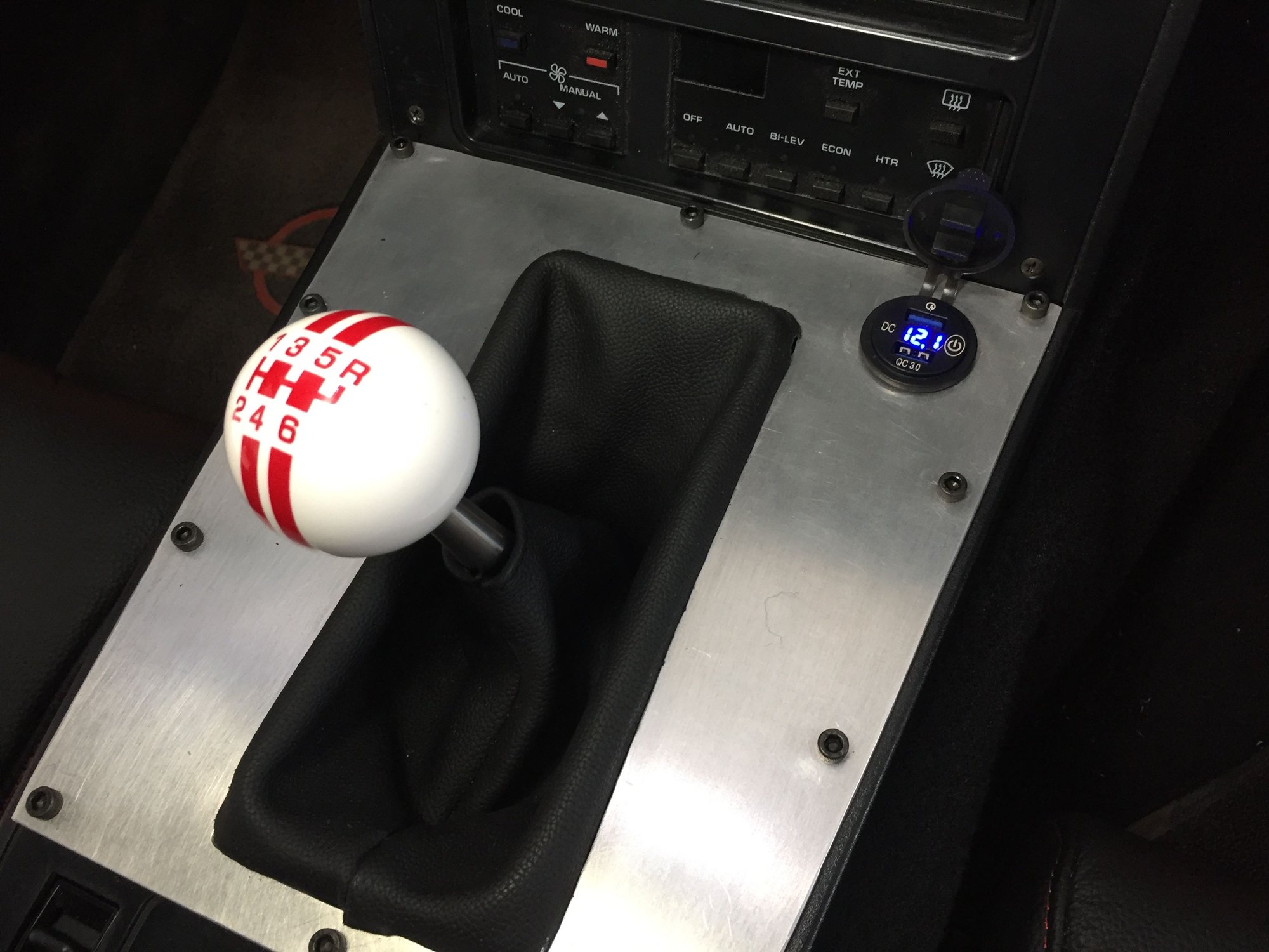 Installing USB Power Port - CorvetteForum - Chevrolet Corvette Forum ...