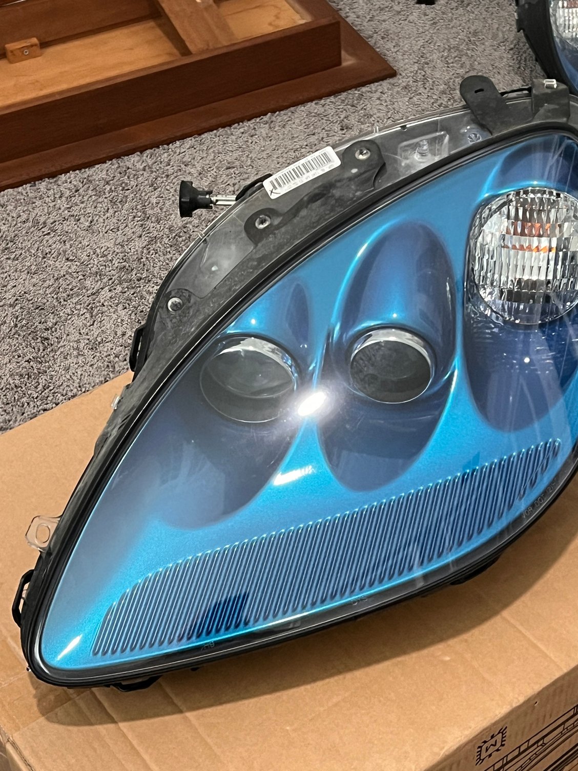 FS (For Sale) C6 OEM Headlights - Jetstream Blue - CorvetteForum ...