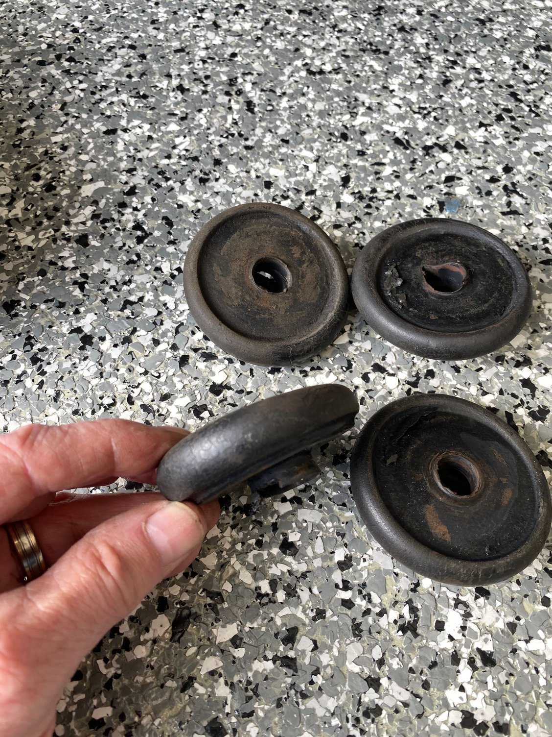 C2 Leaf Spring Rubber Bushing Replacement - CorvetteForum - Chevrolet ...