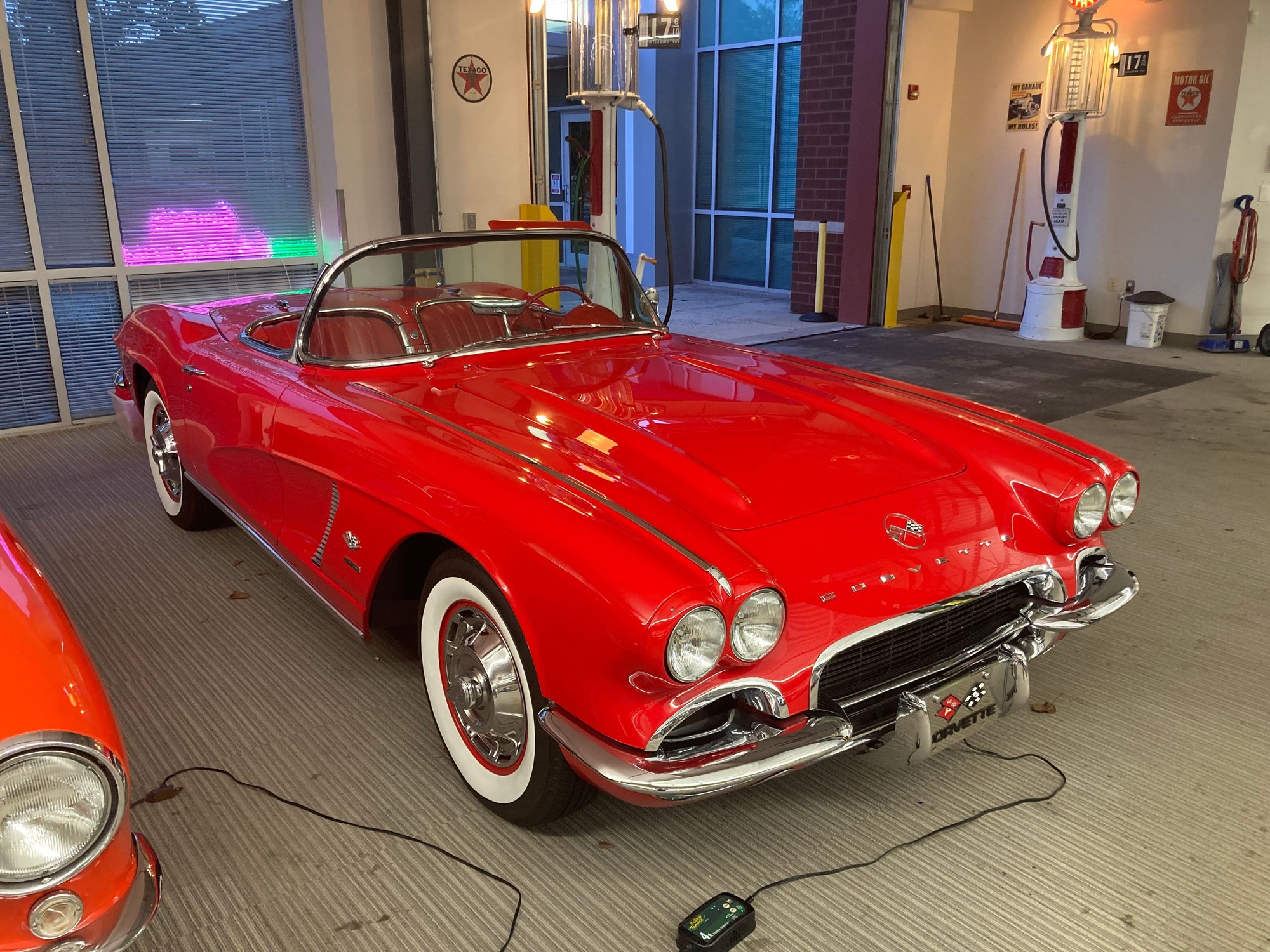 C1 Entering home stretch on 1962 F.I - CorvetteForum - Chevrolet ...