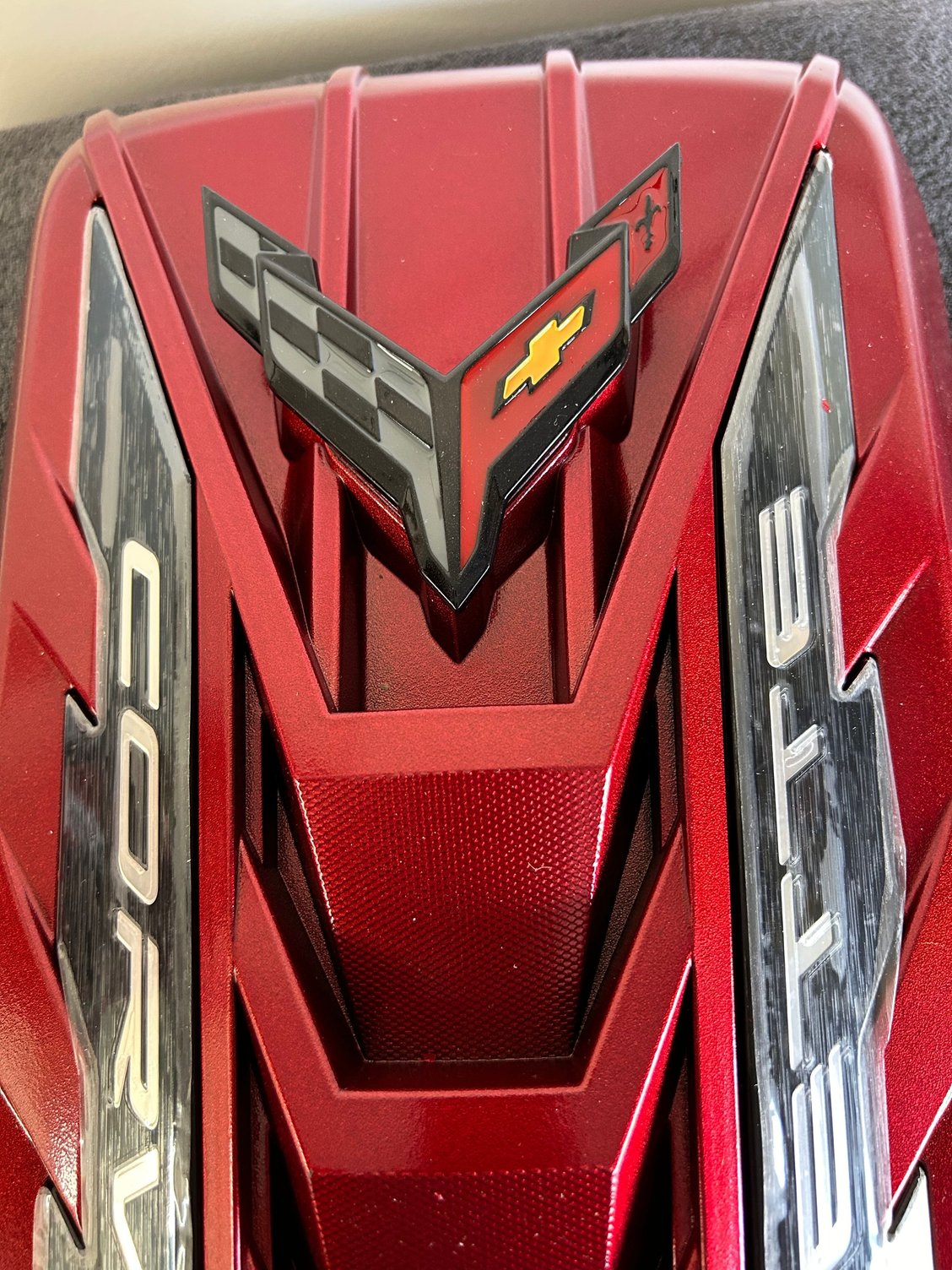 FS (For Sale) Brand new c8 engine cover - edge red with c8 color logo ...