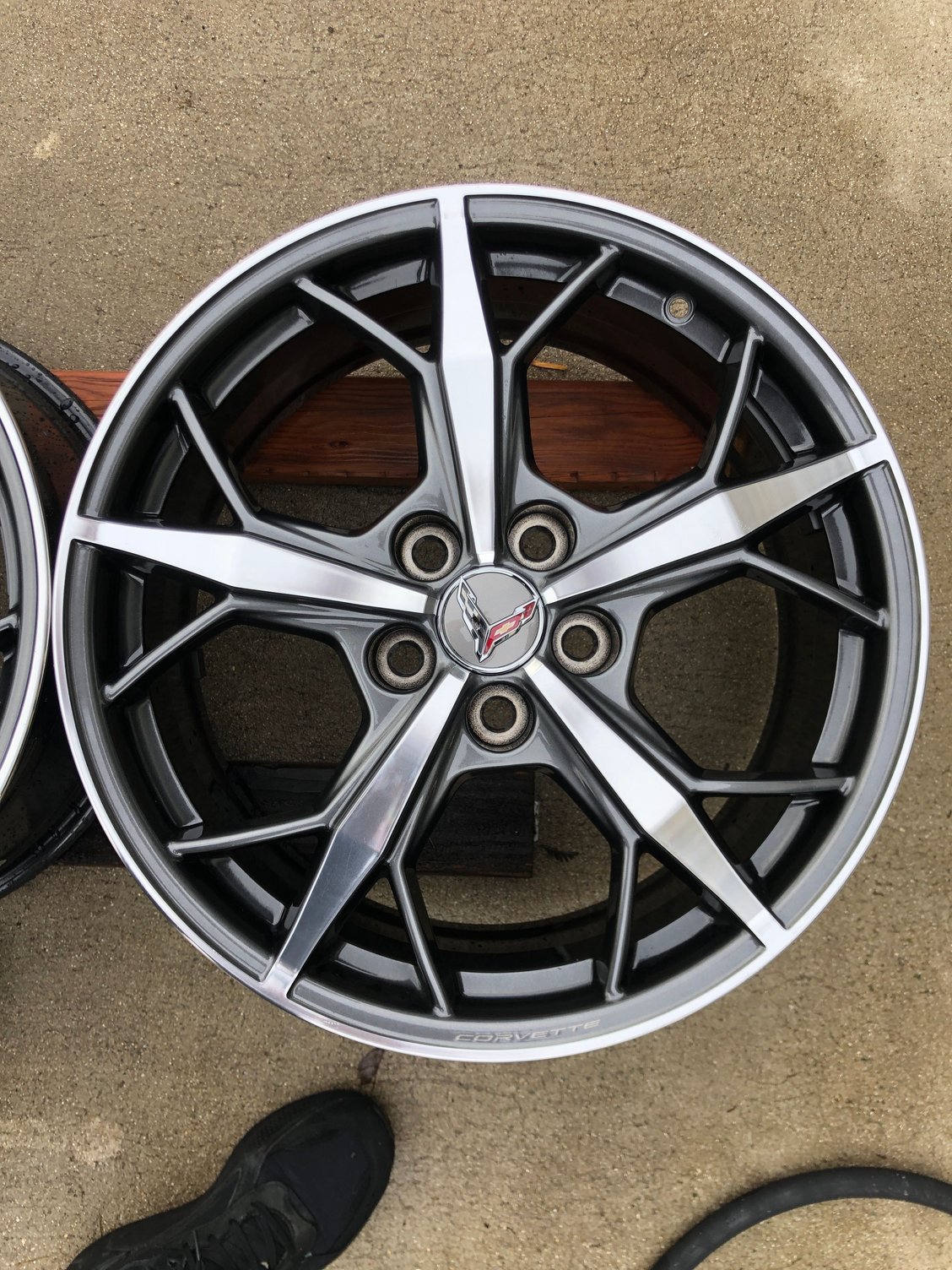 FS (For Sale) Trident Wheels Spectra Grey machine face - CorvetteForum ...