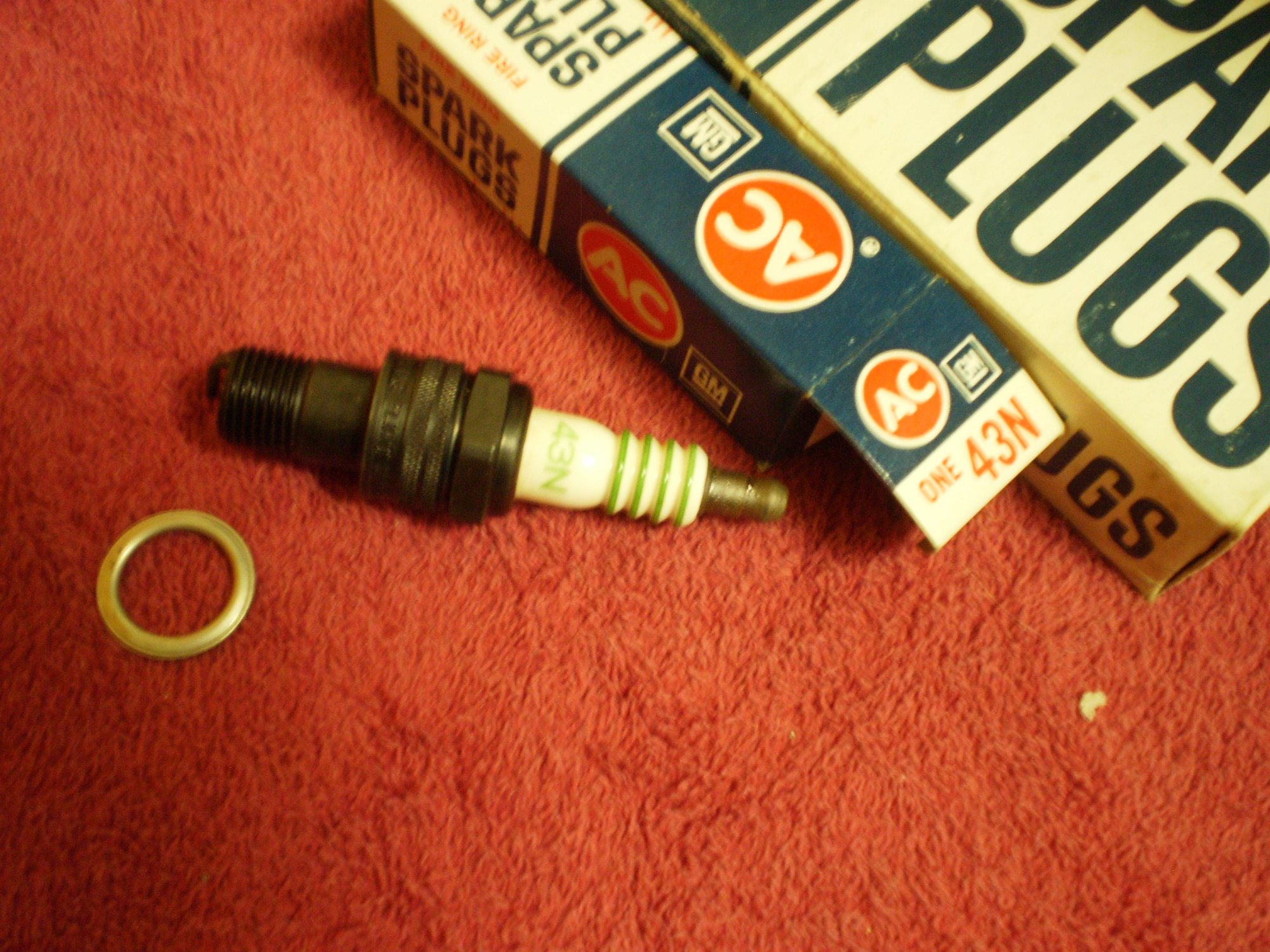 FS (For Sale) Set of 8 vintage AC 43N Fire Ring spark plugs 1965 1966 ...