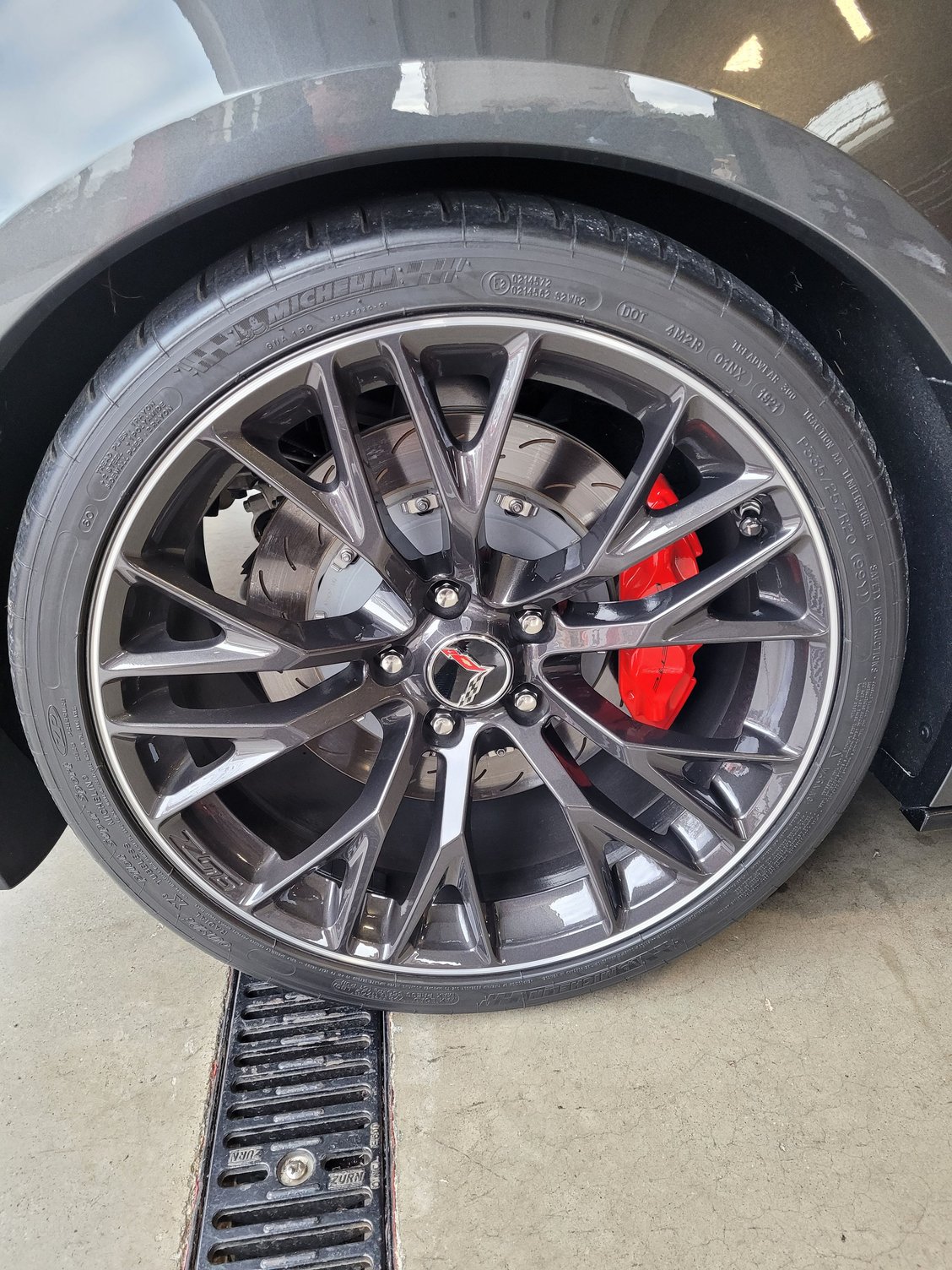 FS (For Sale) OEM Spectra Grey GM ZO6 Wheels For Sale - CorvetteForum ...