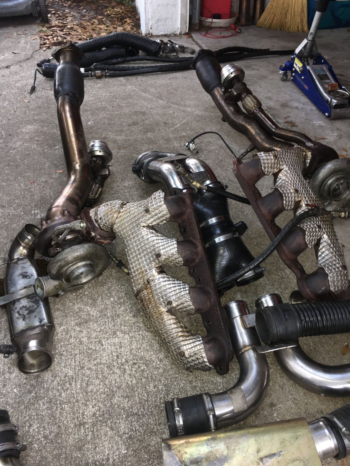 Complete C5 APS Twin turbo kit and injectors - CorvetteForum ...