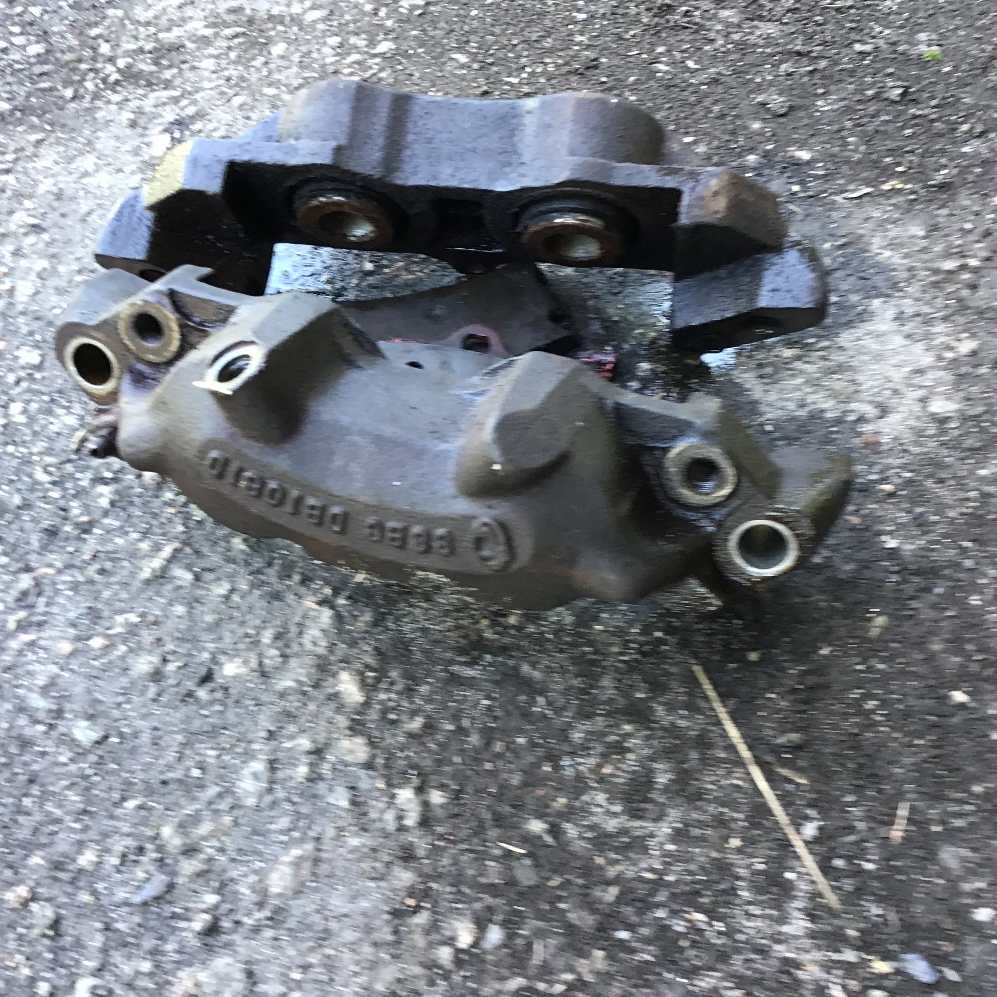Front brake calipers - CorvetteForum - Chevrolet Corvette Forum Discussion