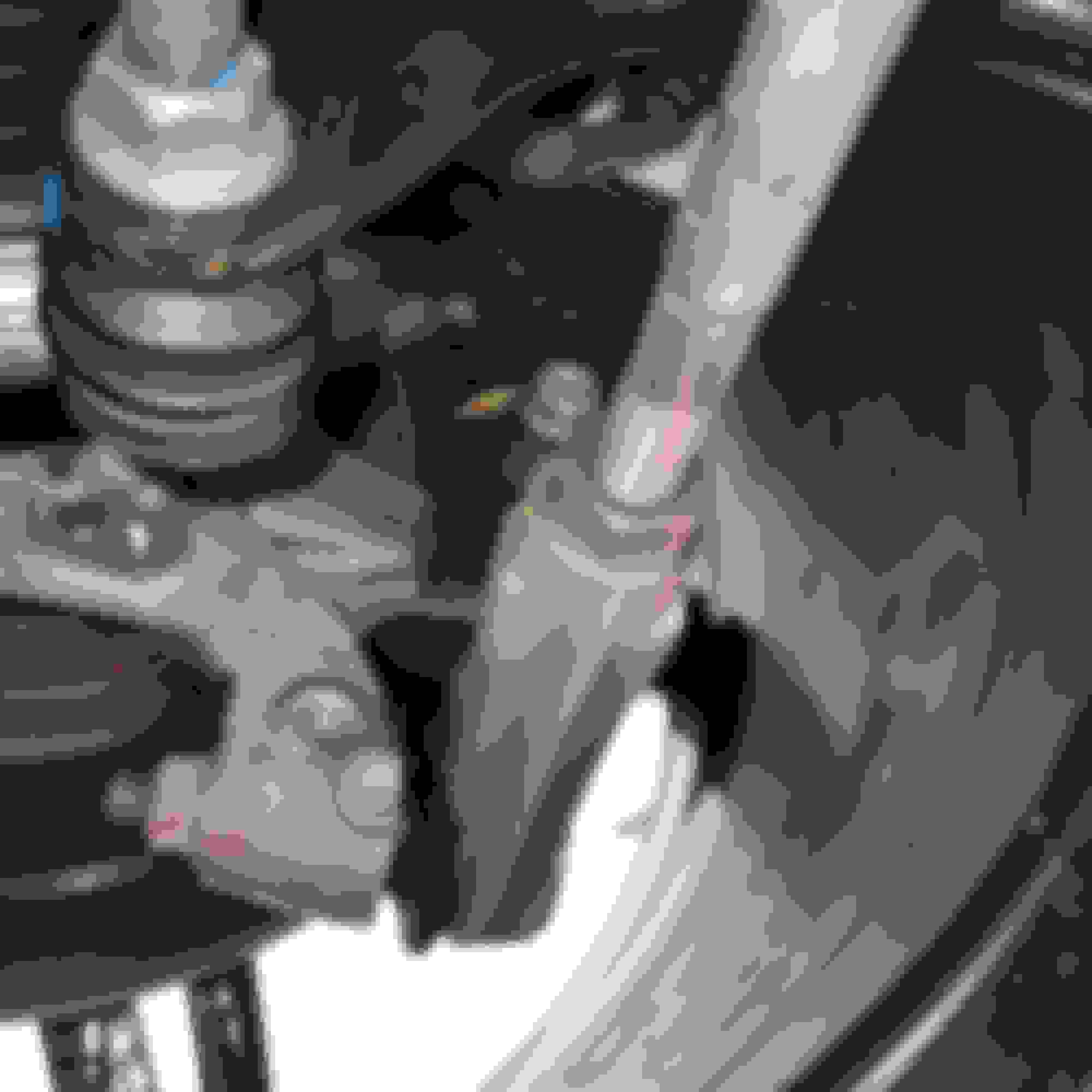 2023 C8 Stingray Grease / oil leak around rear axle by inside rim ...