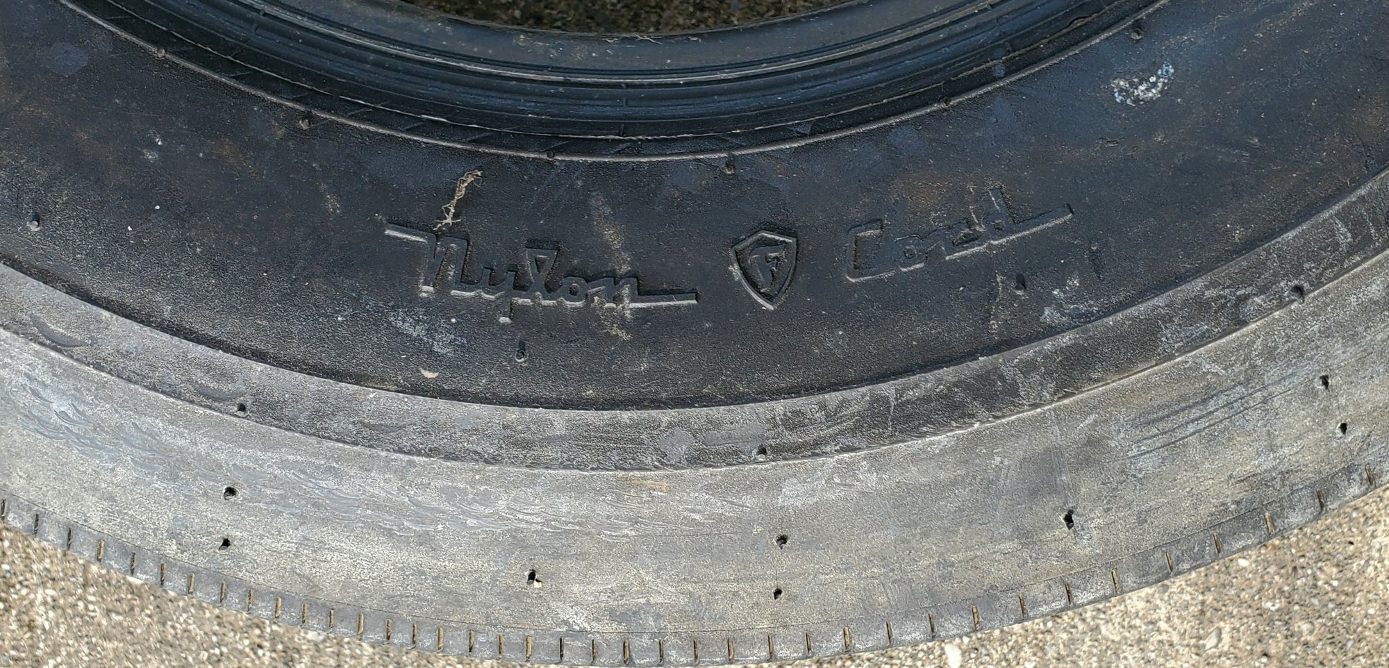 FS (For Sale) Original Firestone Super Sports Wide Oval - CorvetteForum ...