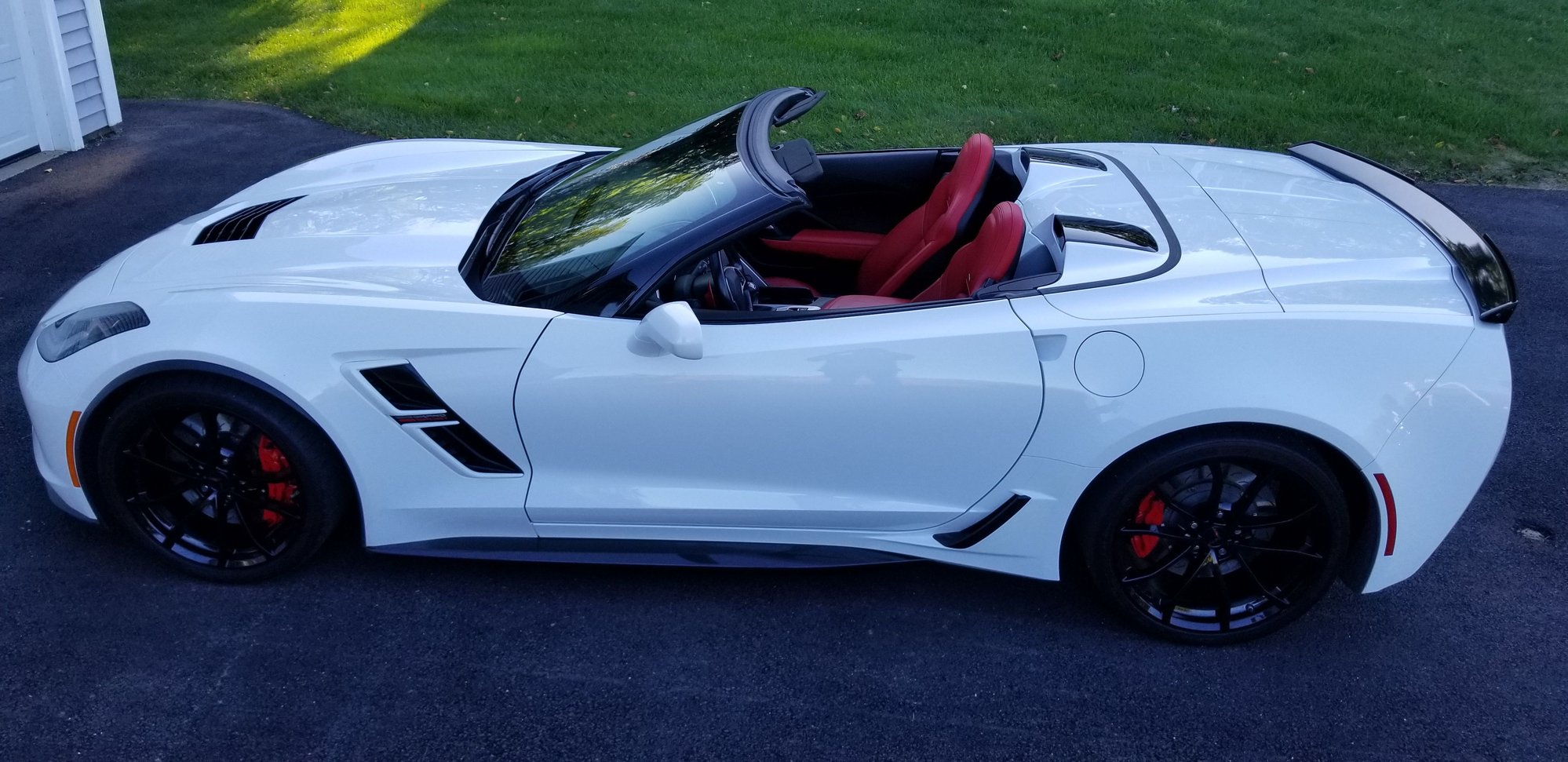 All white Z06 ? - CorvetteForum - Chevrolet Corvette Forum Discussion