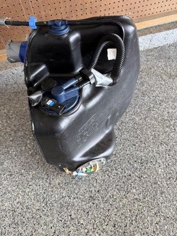 FS (For Sale) 2 new C5 Gas tanks for sale. $500 - CorvetteForum ...