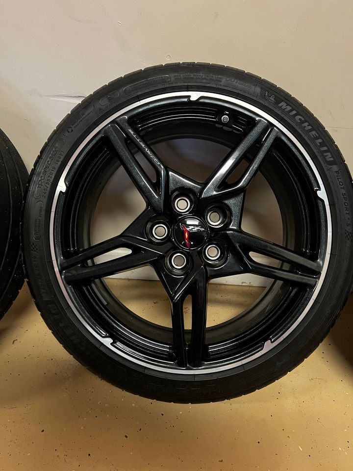 FS (For Sale) 2023 Z51 take offs Carbon Flash wheels and tires - CorvetteForum - Chevrolet ...