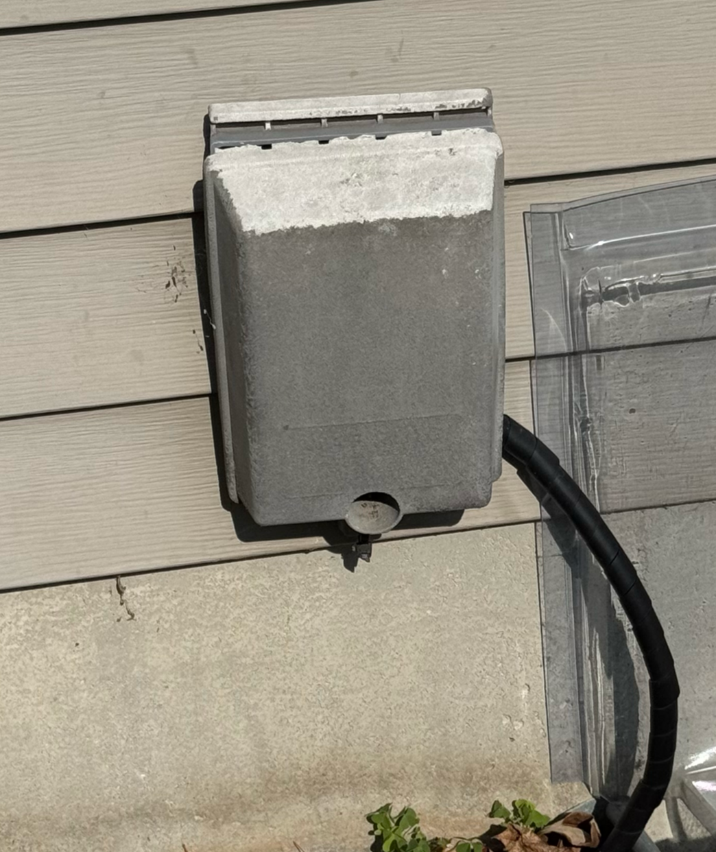 What is this box called and can I replace it myself? - DoItYourself.com ...