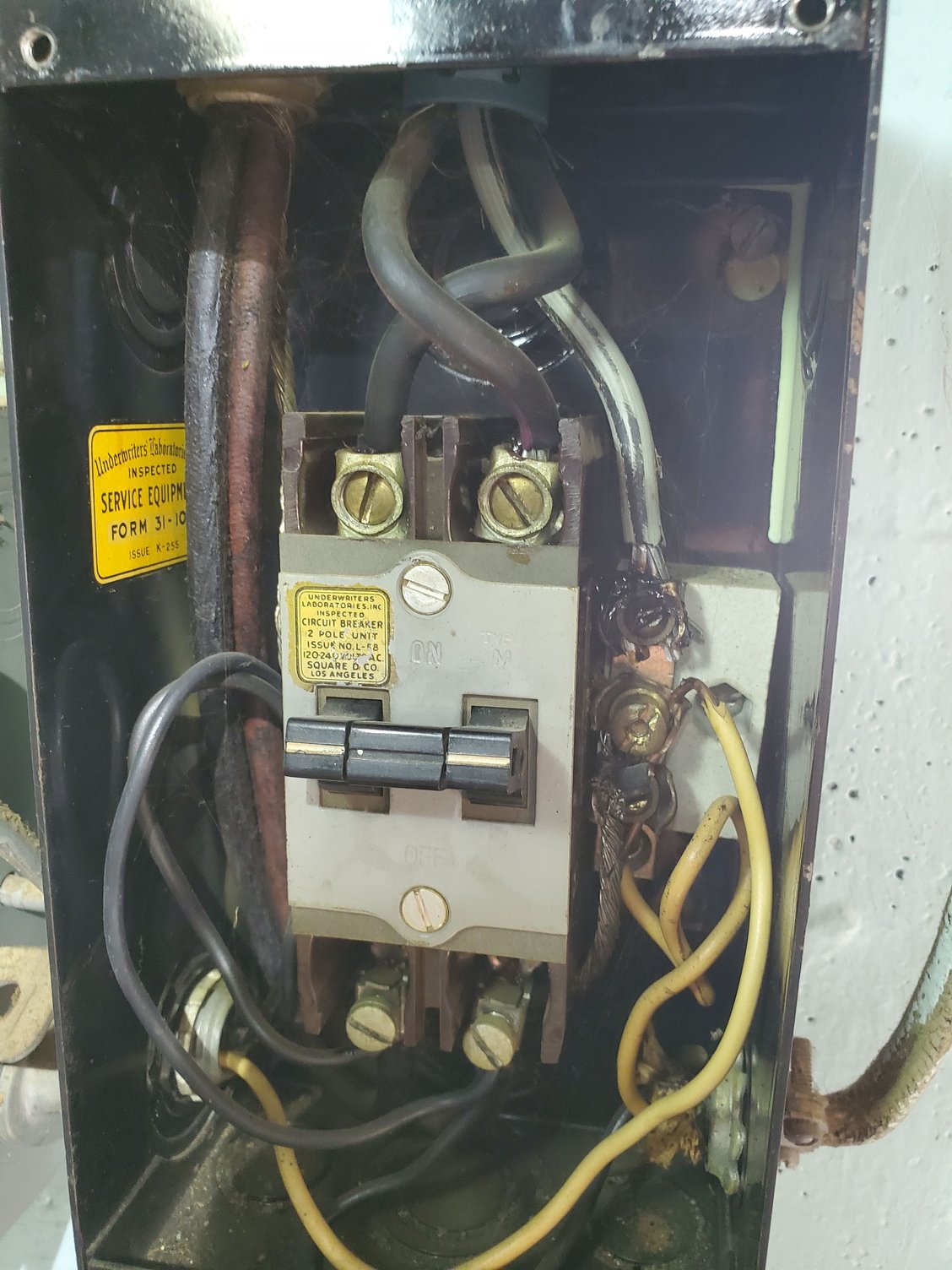 Redundant Breakers - DoItYourself.com Community Forums