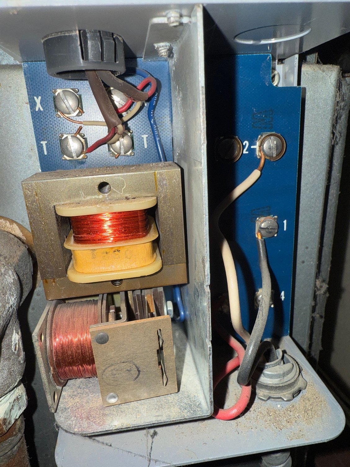 Help with thermostat control relay on 42 year old boiler. No heat ...