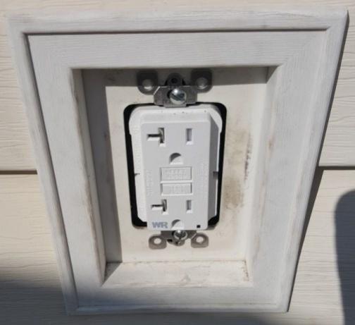 Vinyl Siding Receptacle Covers ARLINGTON INDUSTRIES 8141DBL Siding