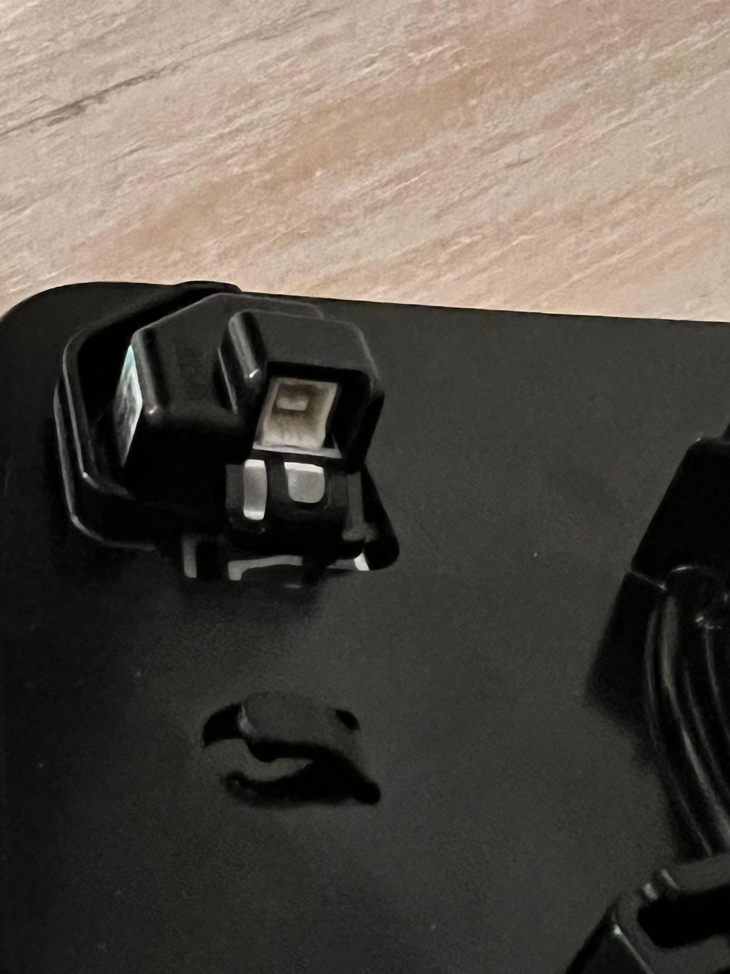 Passenger side mirror blis plug - Ford F150 Forum - Community of Ford ...