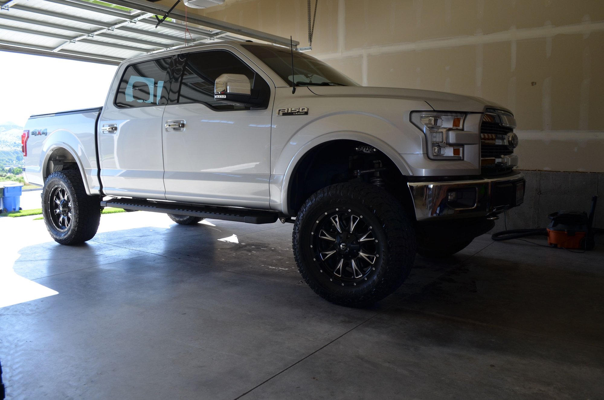 Line-X factory running boards = Very Happy - Ford F150 Forum ...