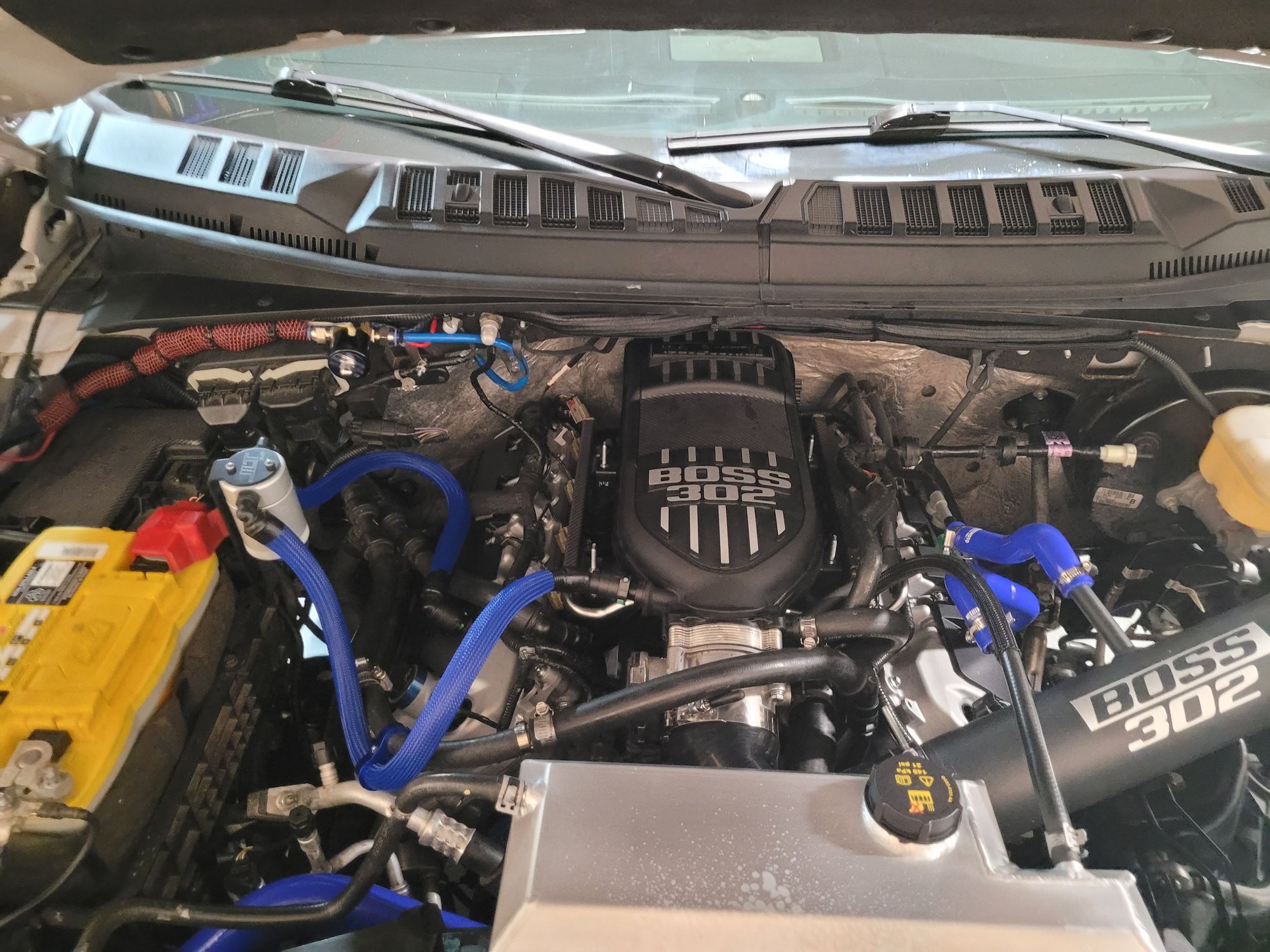Texas FS: Boss 302 manifold package - Ford F150 Forum - Community of ...