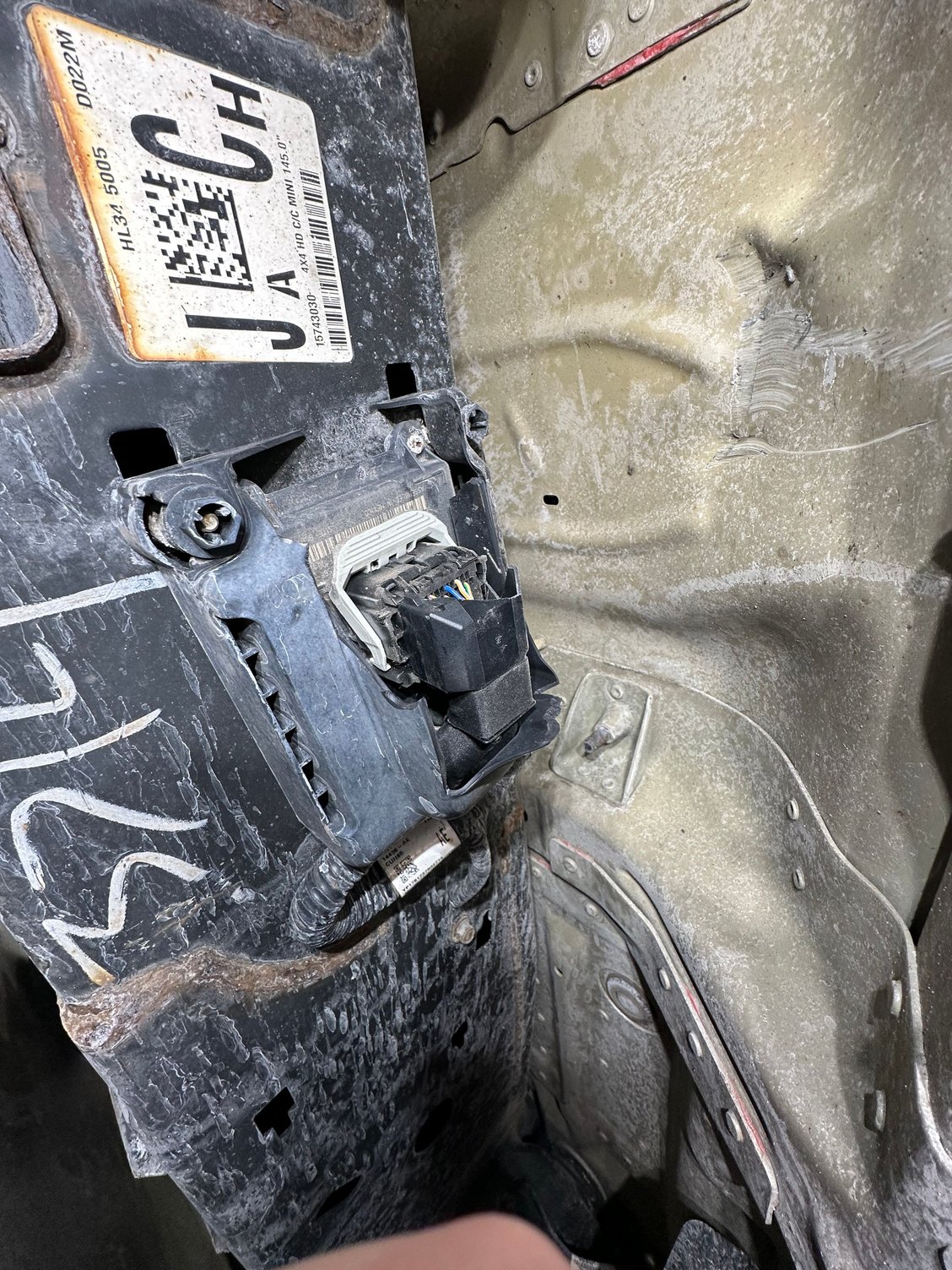 Truck fell off Jack, damaged control module cover - Ford F150 Forum ...
