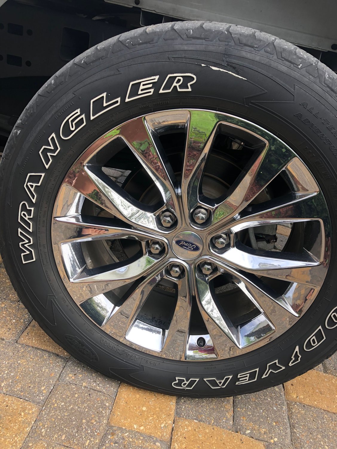 Southeast 17 King ranch OEM wheels w/tpms - Ford F150 Forum - Community ...