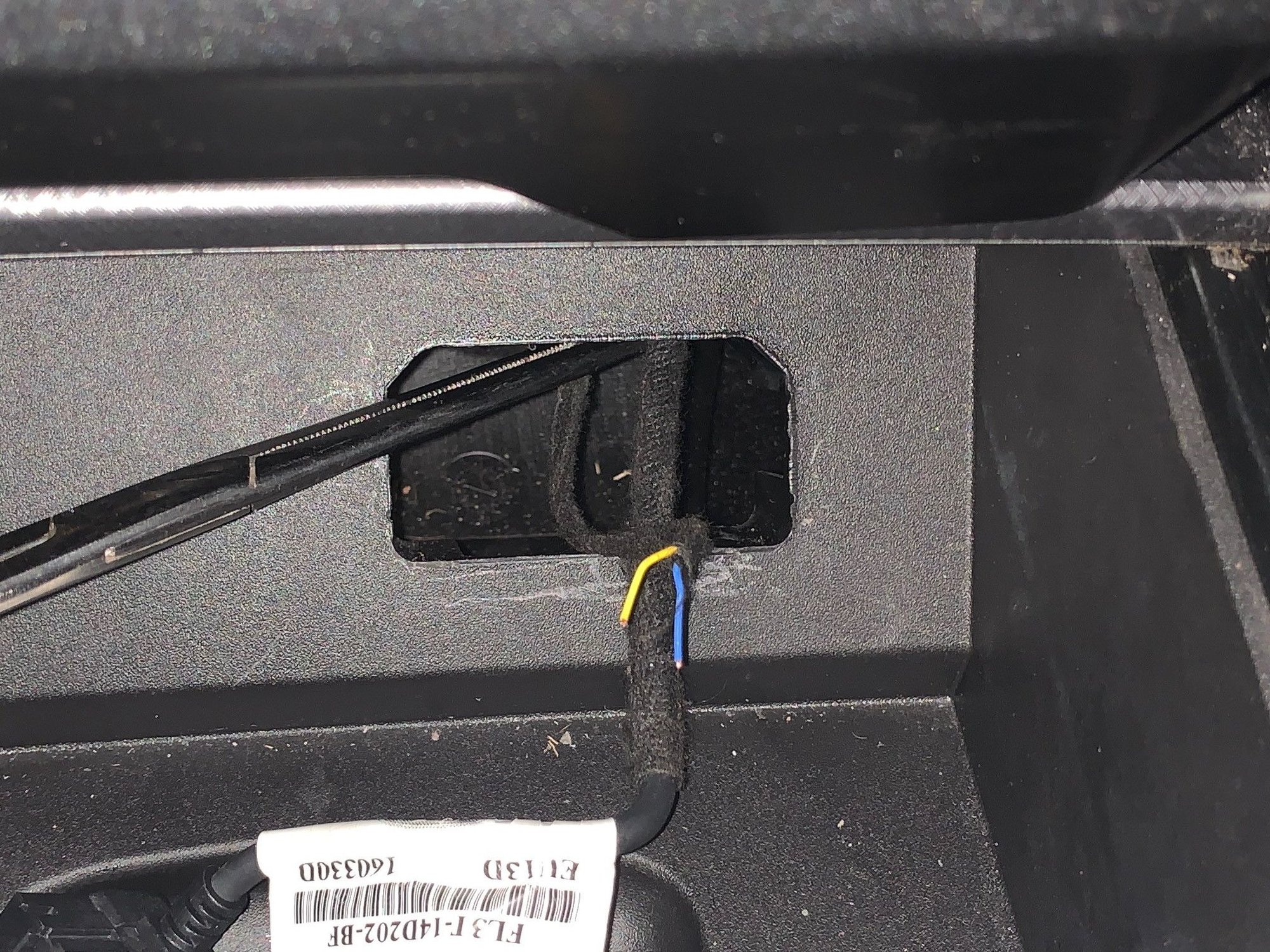 USB Hub Power Wire Help - Ford F150 Forum - Community of Ford Truck Fans USB Hub Power Wire Help - Ford F150 Forum - Community of Ford Truck Fans