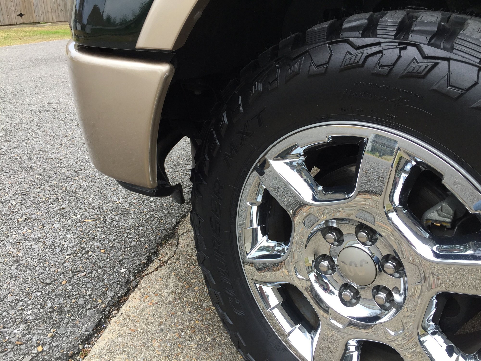 2.5" level with 35s on factory king ranch wheels - Ford F150 Forum ...