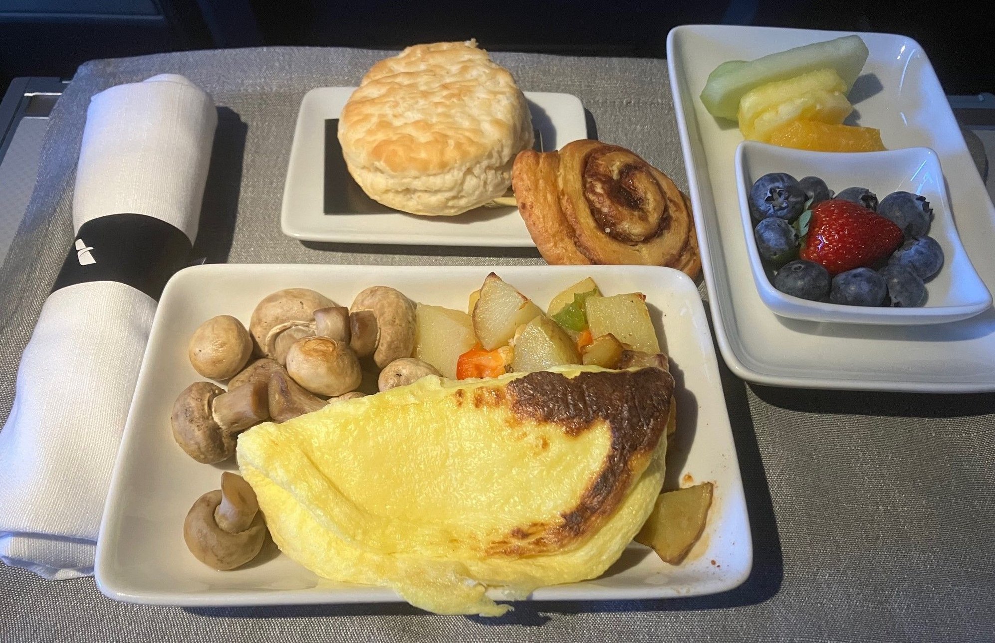 2025 AA Domestic Meal / Meals - menu / photos / etc. (master thread ...