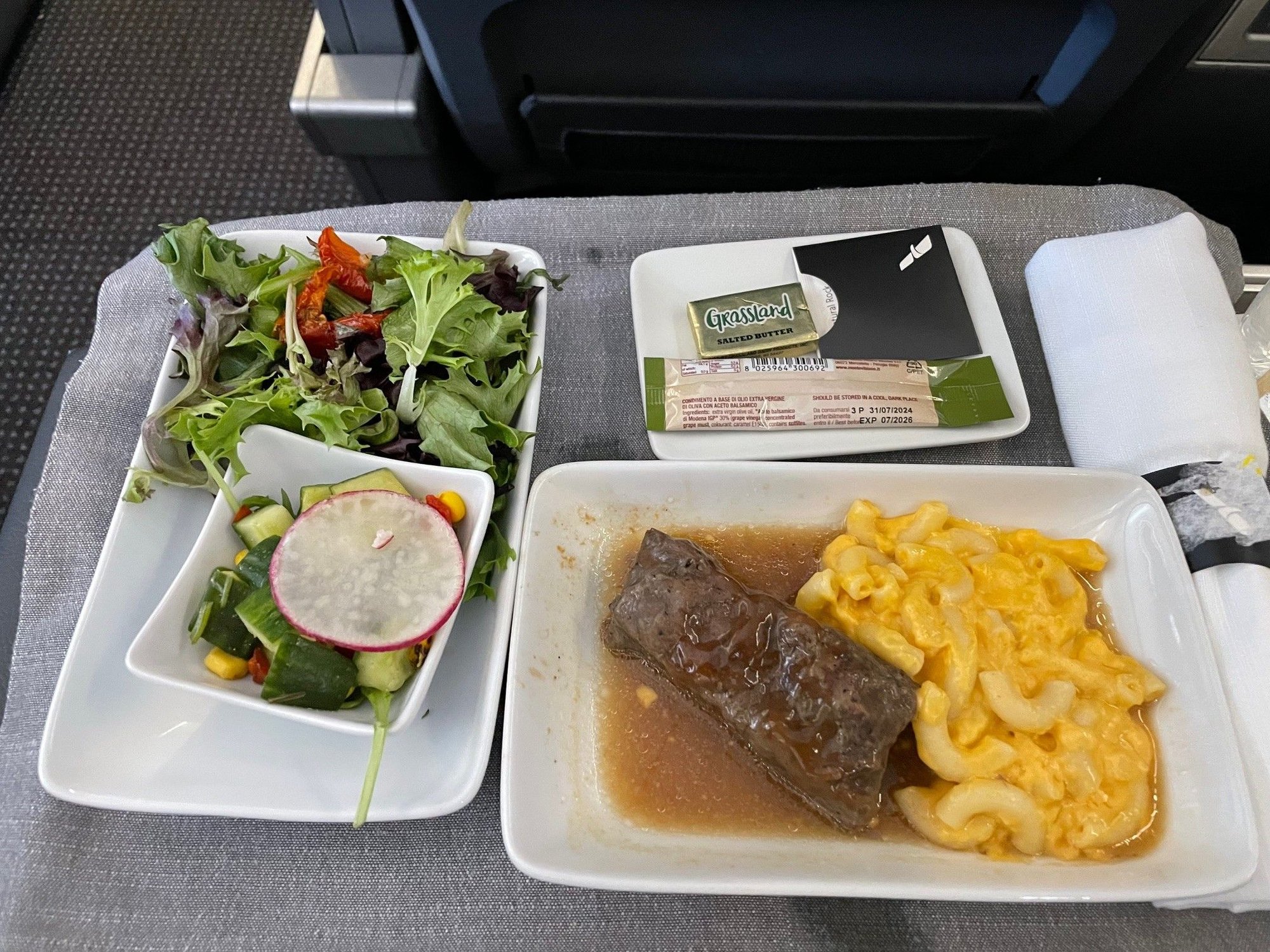 2025 AA Domestic Meal / Meals - menu / photos / etc. (master thread ...