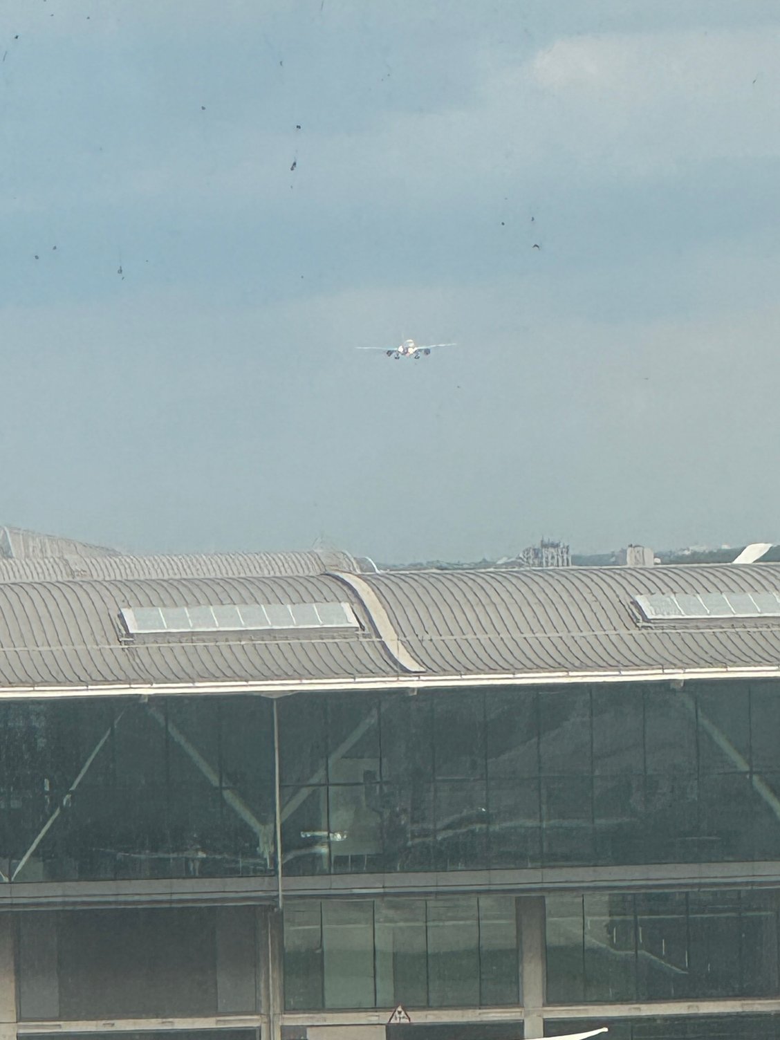 LHR & LGW is airspace closed? [30th JUL 2025 NATS Air Traffic Control ...