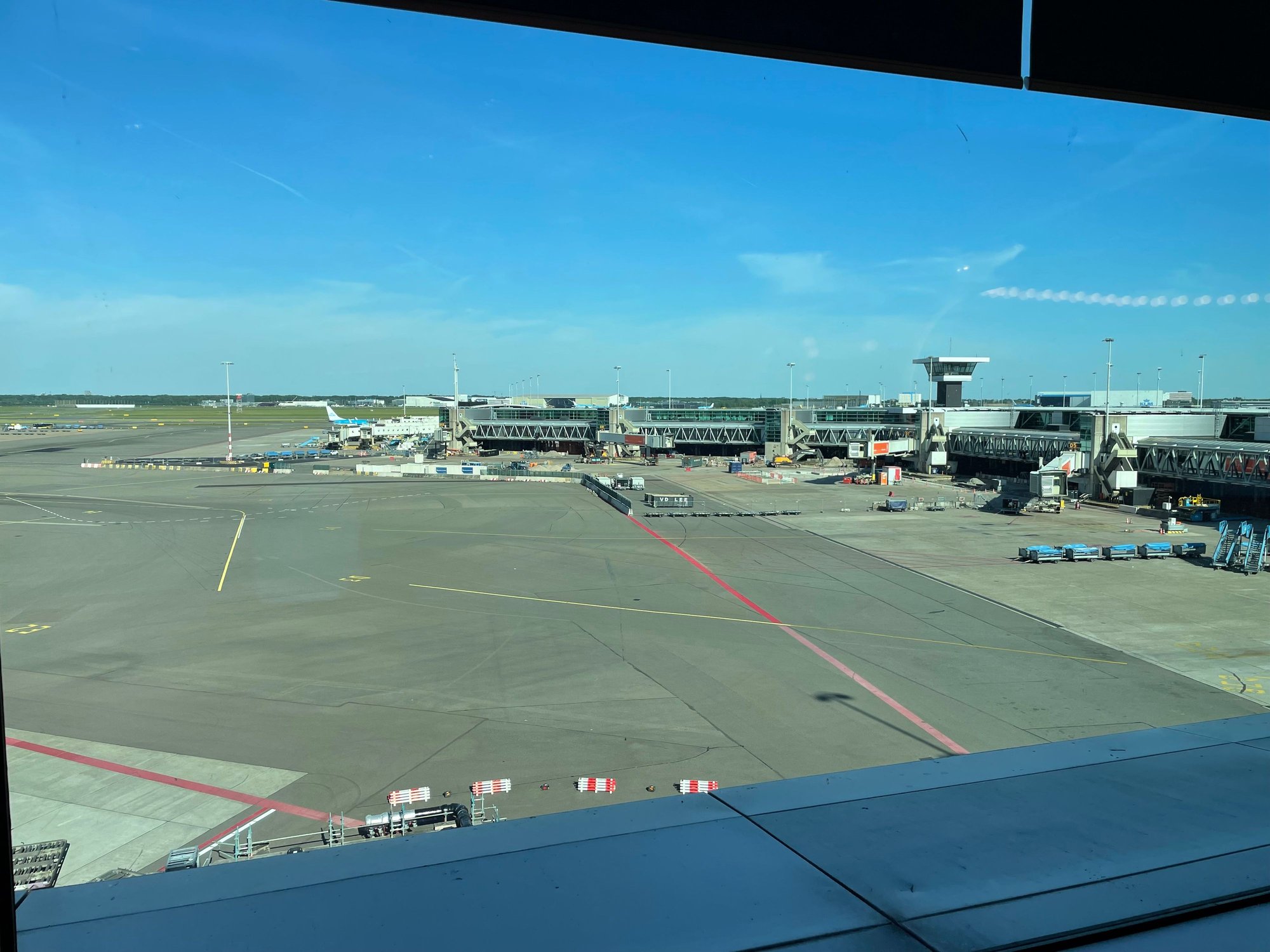 Now open: Amsterdam Schiphol's new oneworld lounge - Page 11 - FlyerTalk Forums