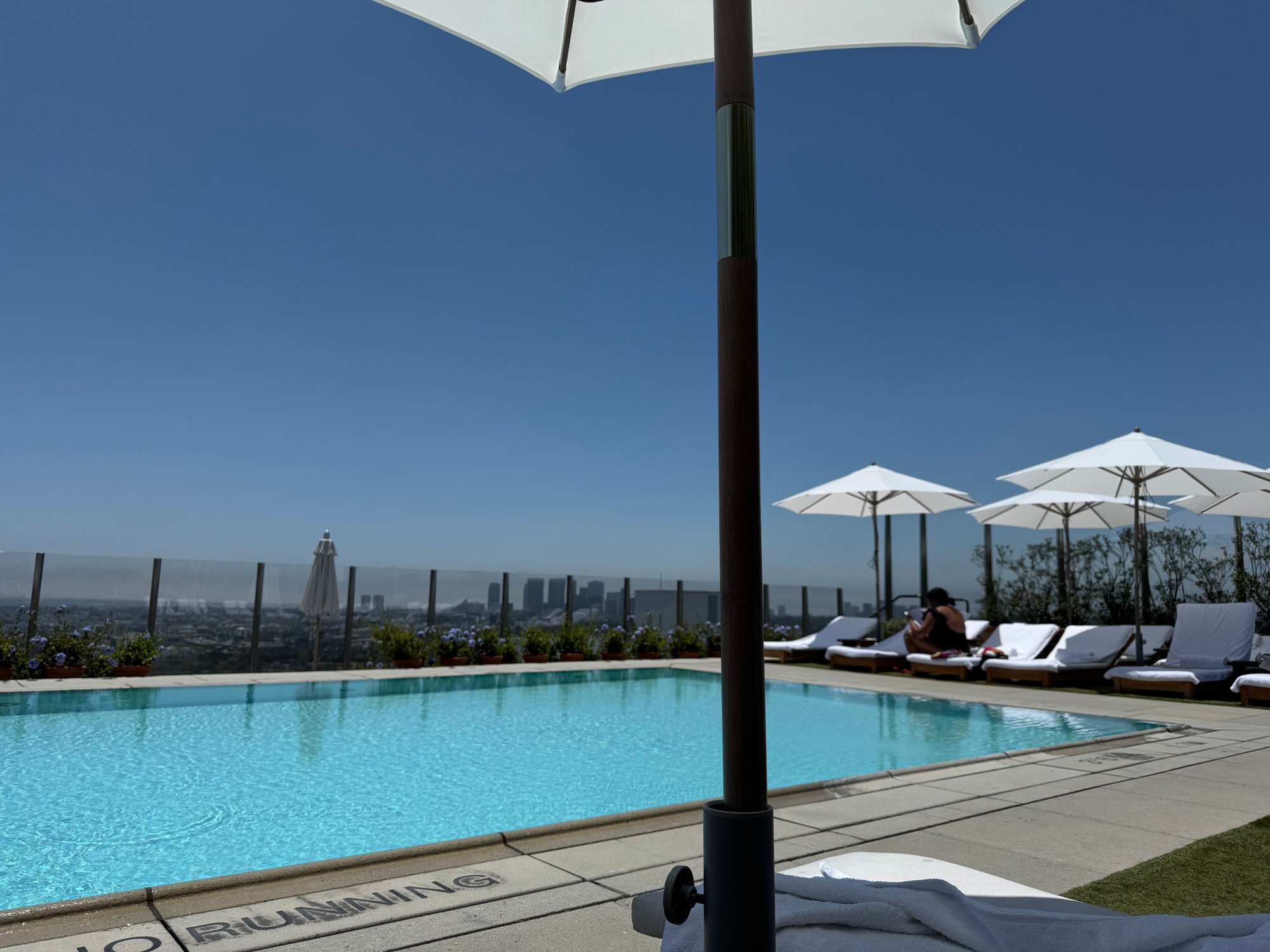 A Most Typical Honeymoon: EWR-LAX-PPT-BOB-RFP-PPT-LAX-EWR (UA/AF/VT ...