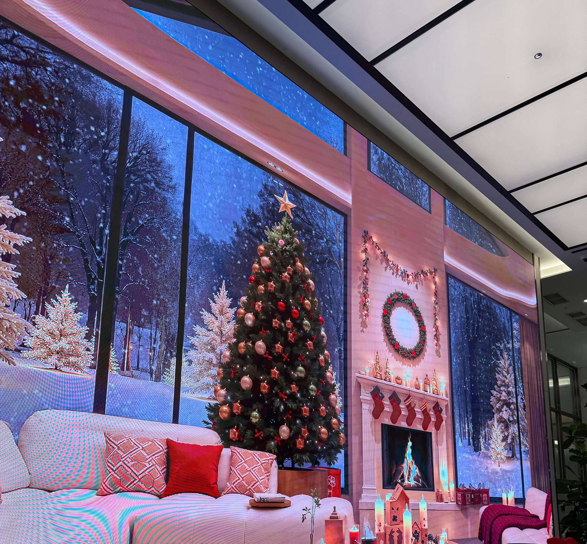 Share The Christmas or Holiday Decorations at Marriott Bonvoy Hotels ...