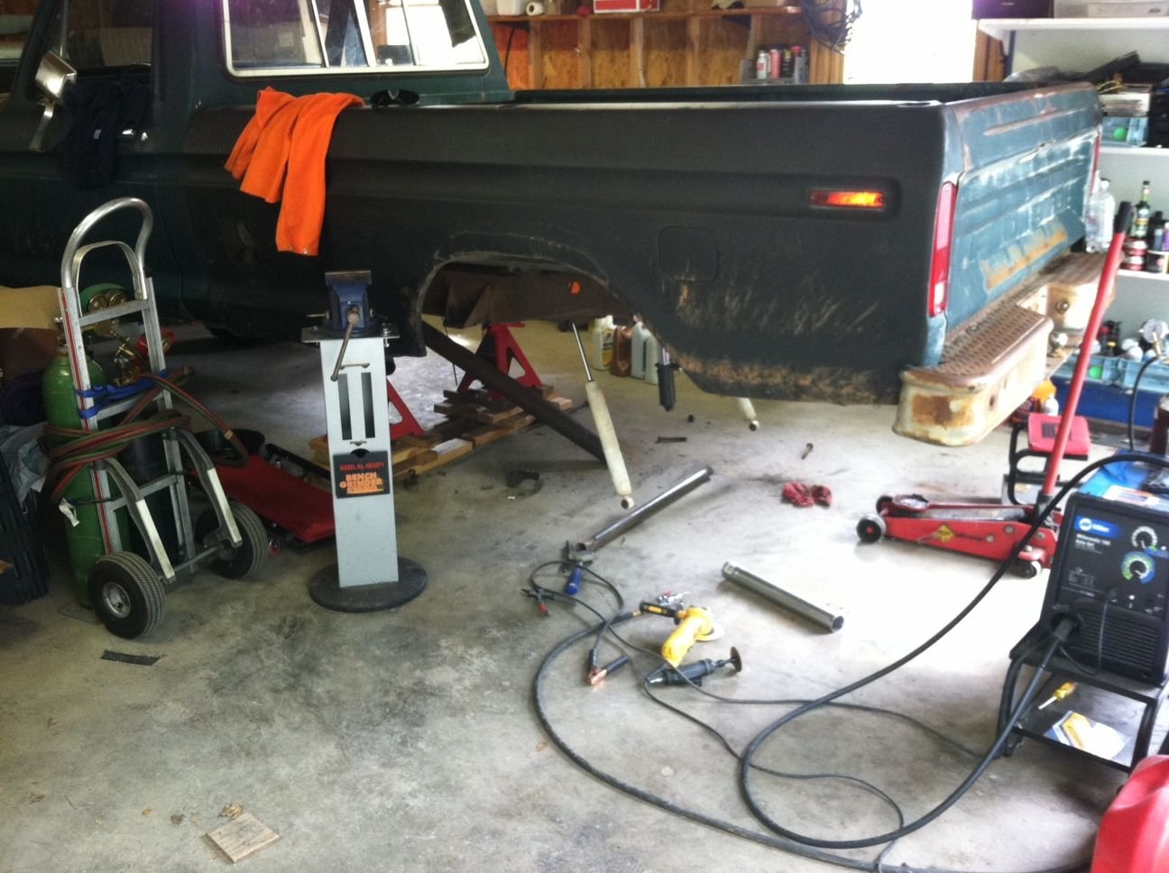 Jacking/lift points (no good answer) - Page 4 - Ford Truck Enthusiasts ...