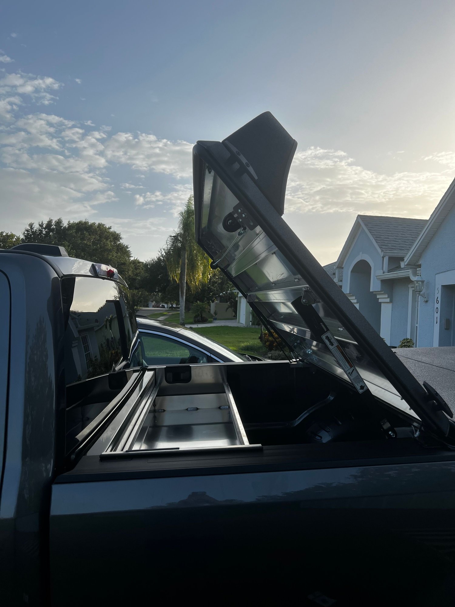 Diamondback HD Bed Cover - Ford Truck Enthusiasts Forums