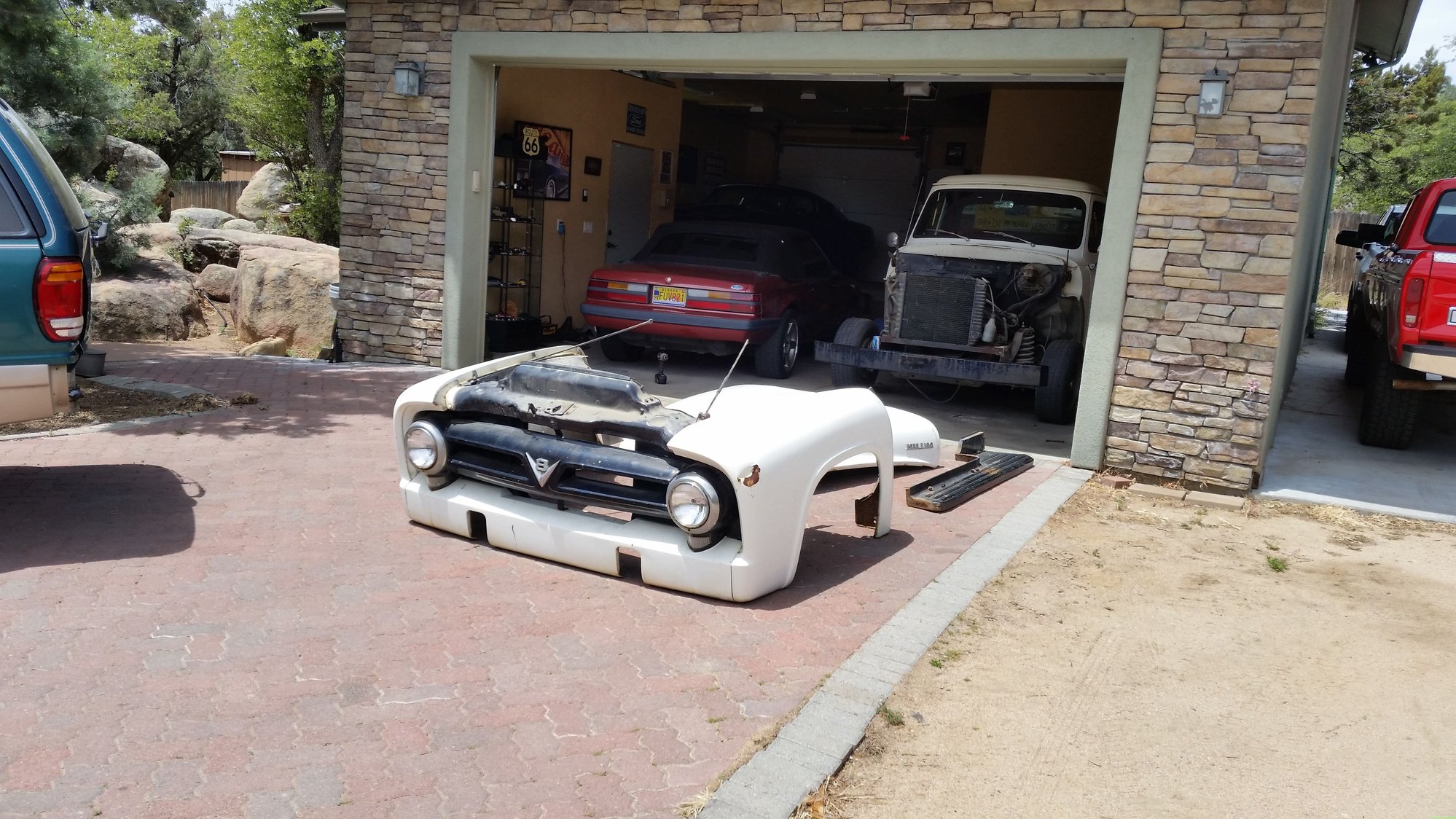 1953 F-100 on Explorer Chassis - Ford Truck Enthusiasts Forums