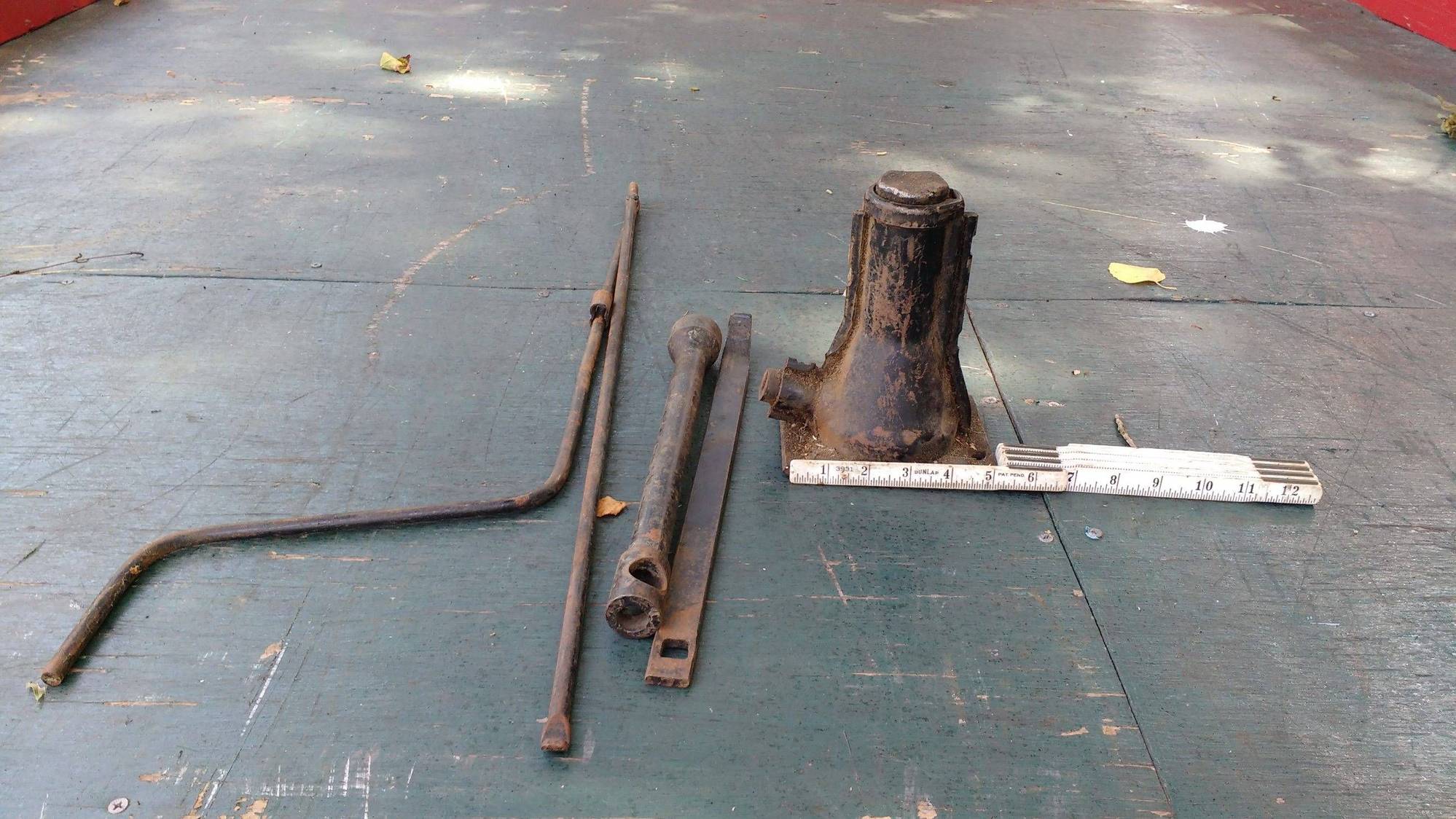 OEM jack w/ tools - ISO - Ford Truck Enthusiasts Forums