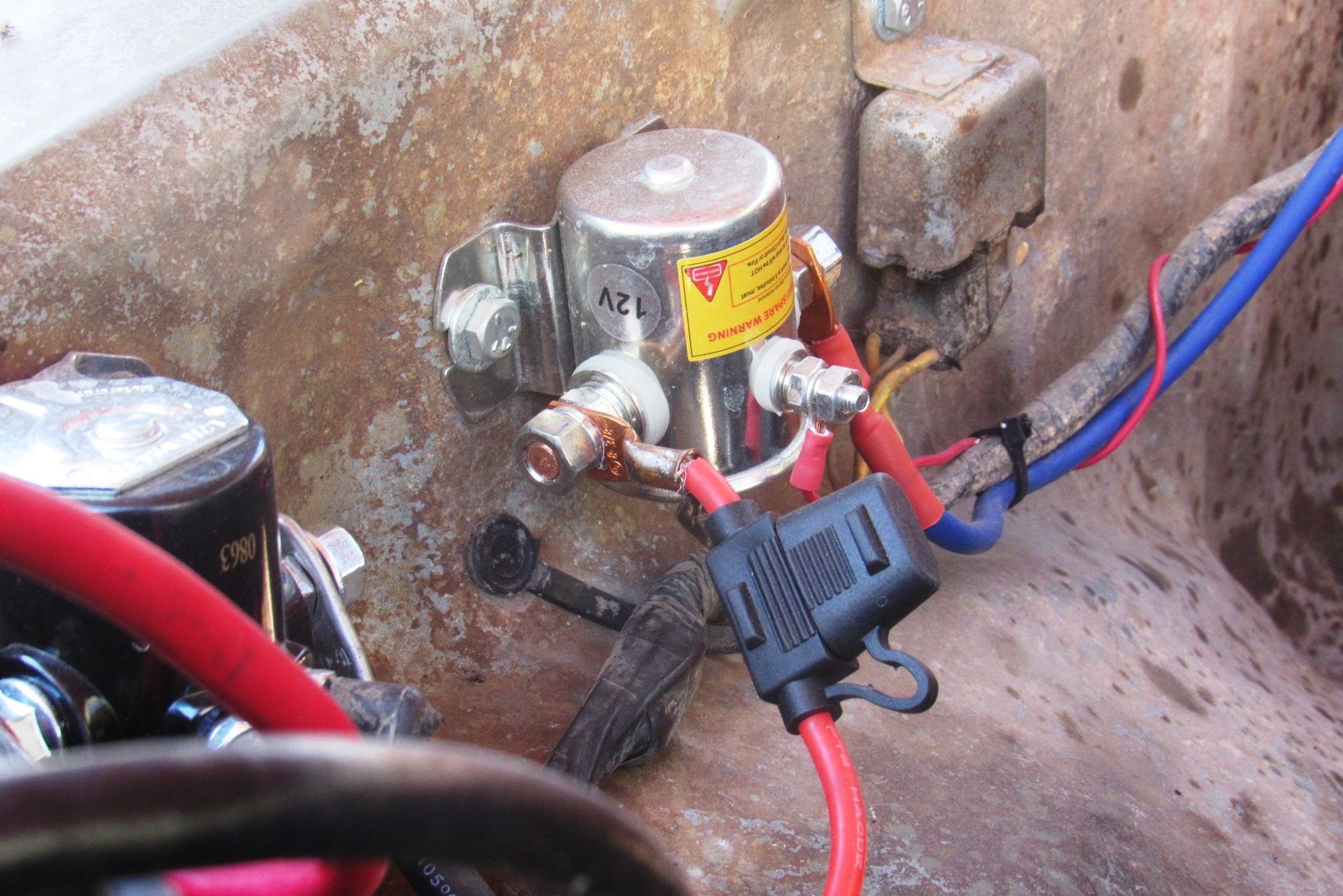 What's this under the hood? - Ford Truck Enthusiasts Forums