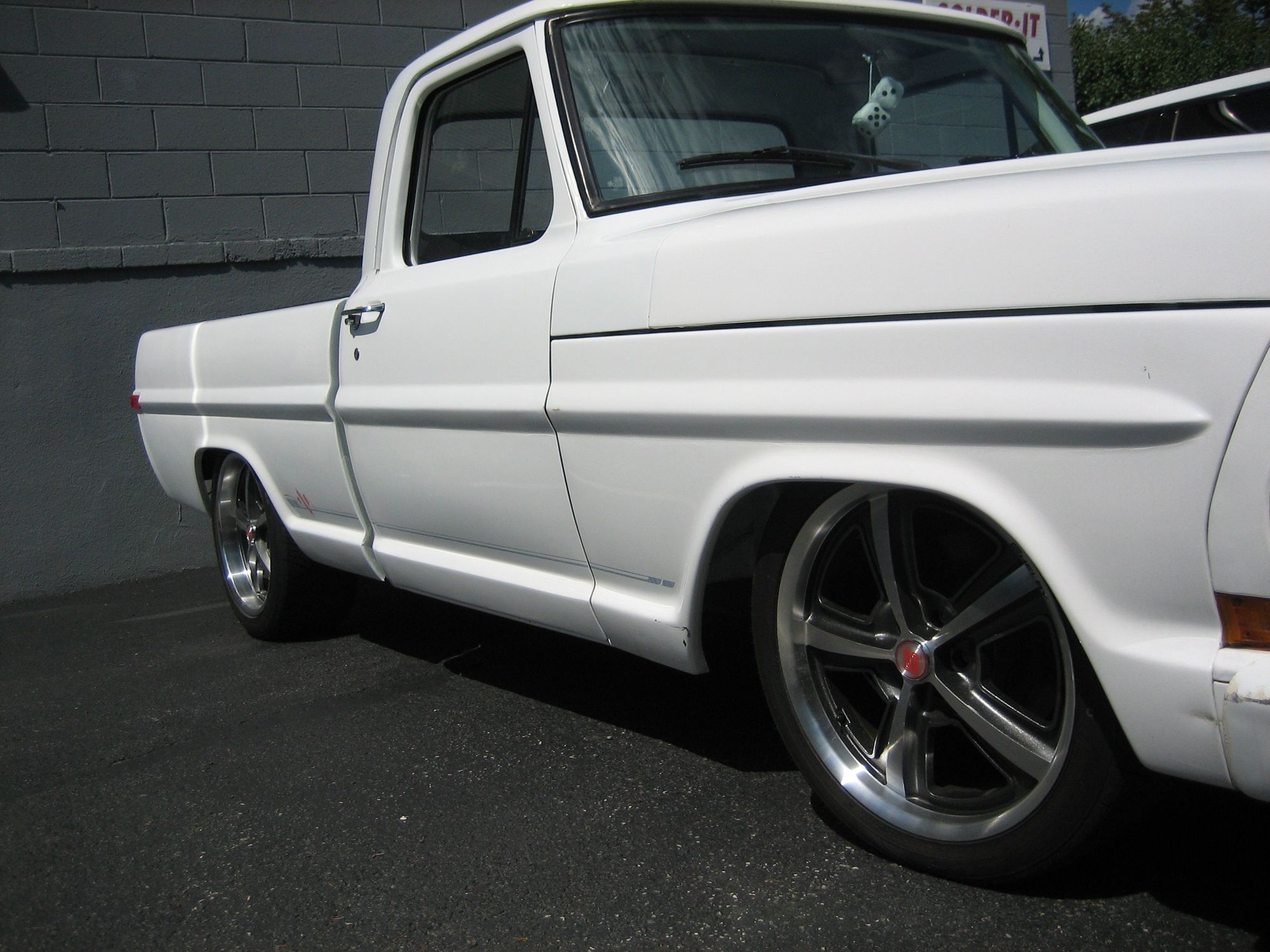 pics of lowered 67-72 ford trucks? - Page 31 - Ford Truck Enthusiasts ...