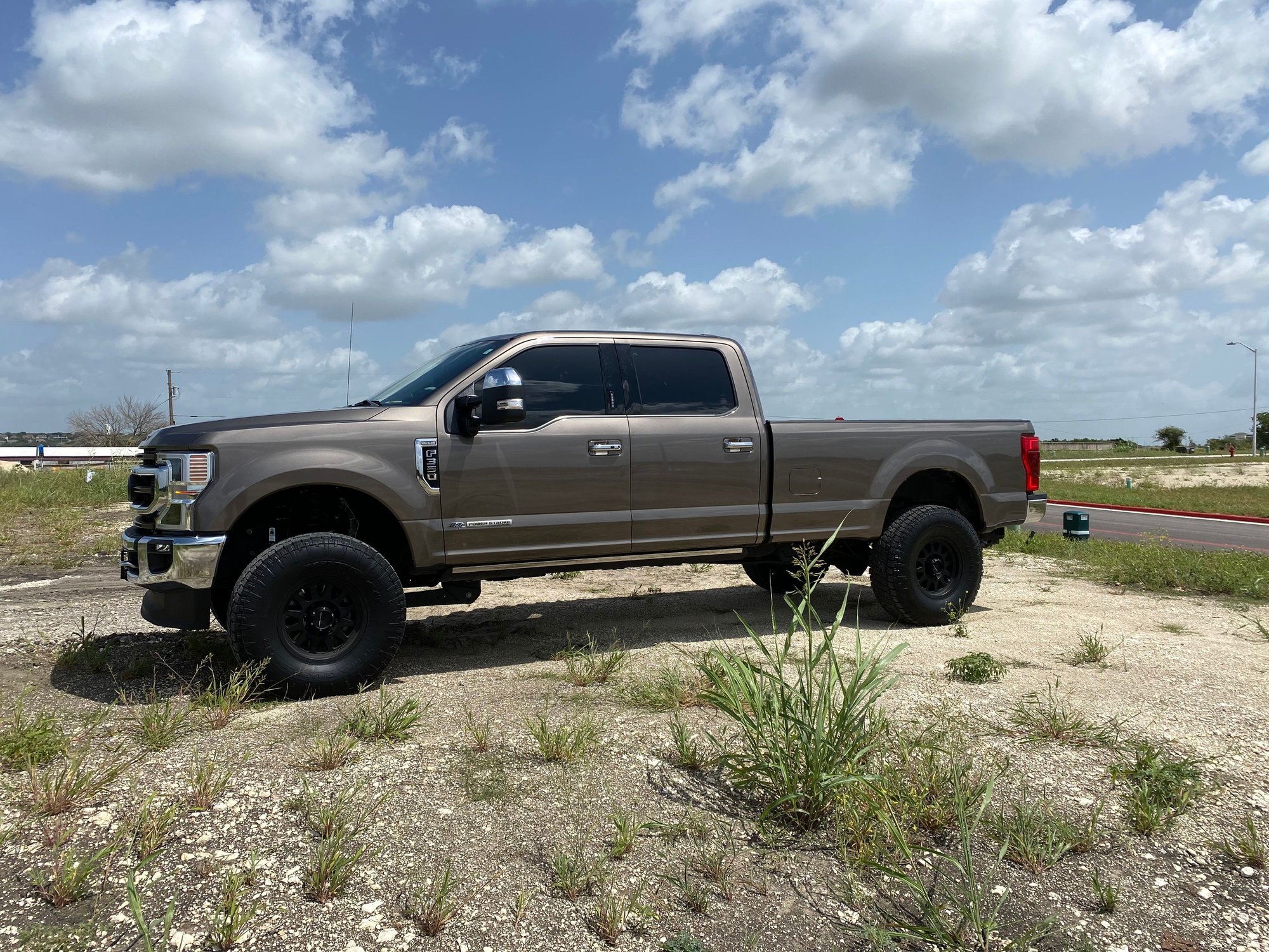 New 2020 F350 King Ranch Super Lift 4” w/ Bilstein 5100 and Bilstein ...