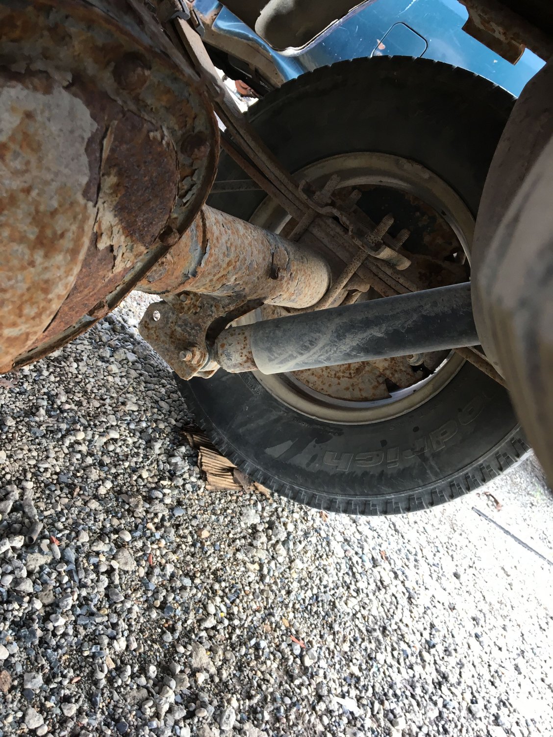 Rear axle play - Ford Truck Enthusiasts Forums