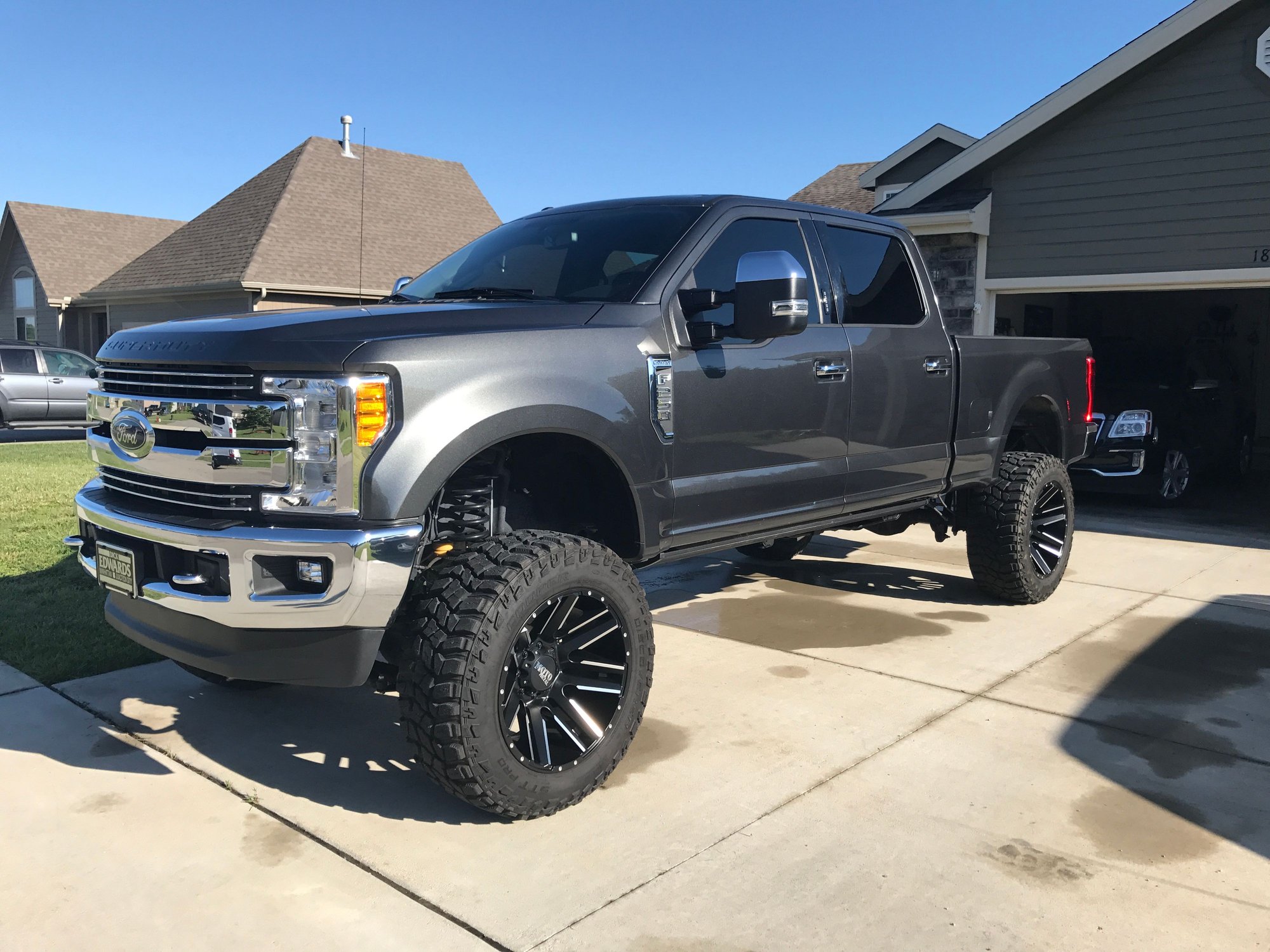Lifted Super Duty - Ford Truck Enthusiasts Forums