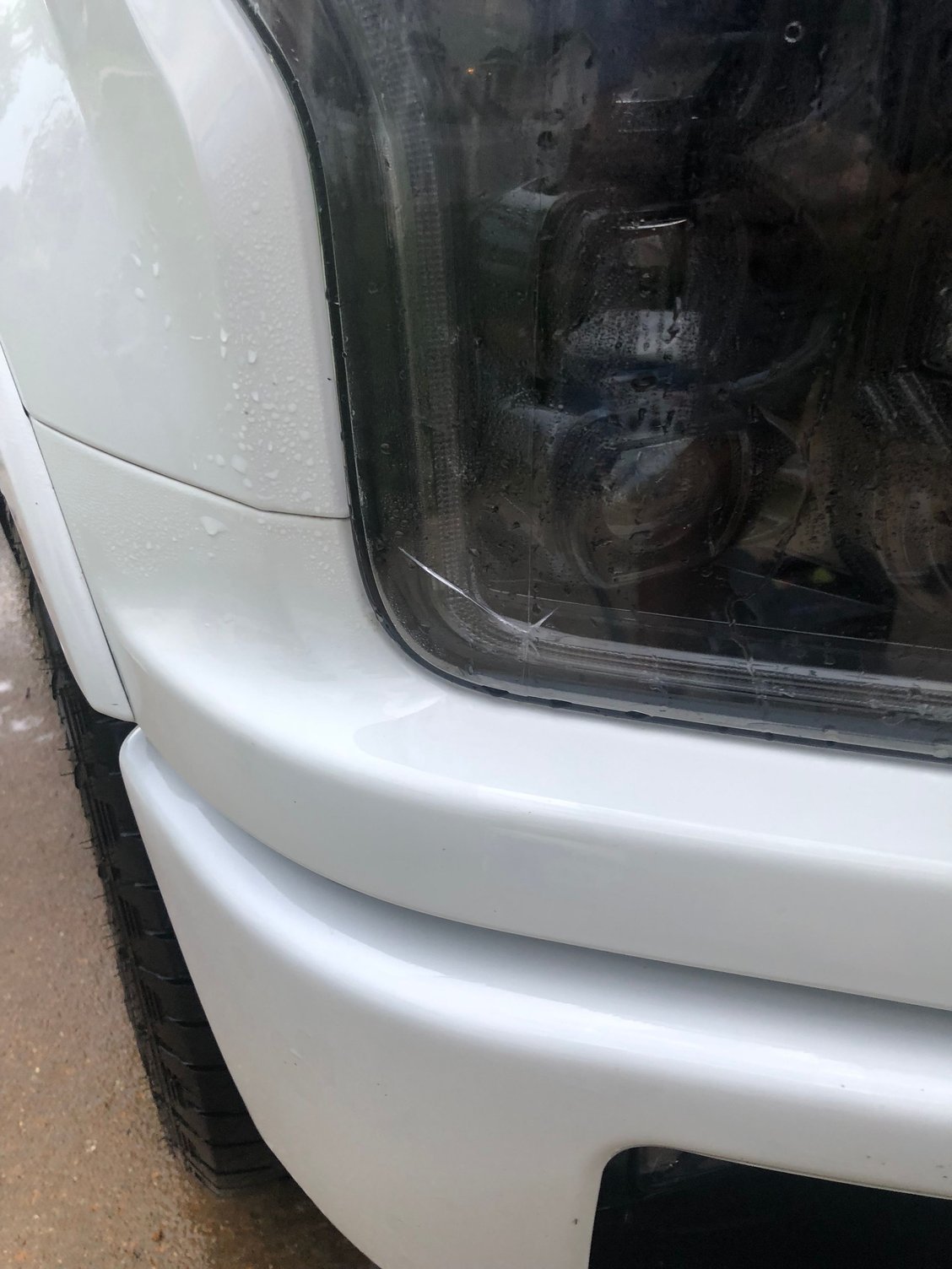 Headlight crack fix? - Ford Truck Enthusiasts Forums