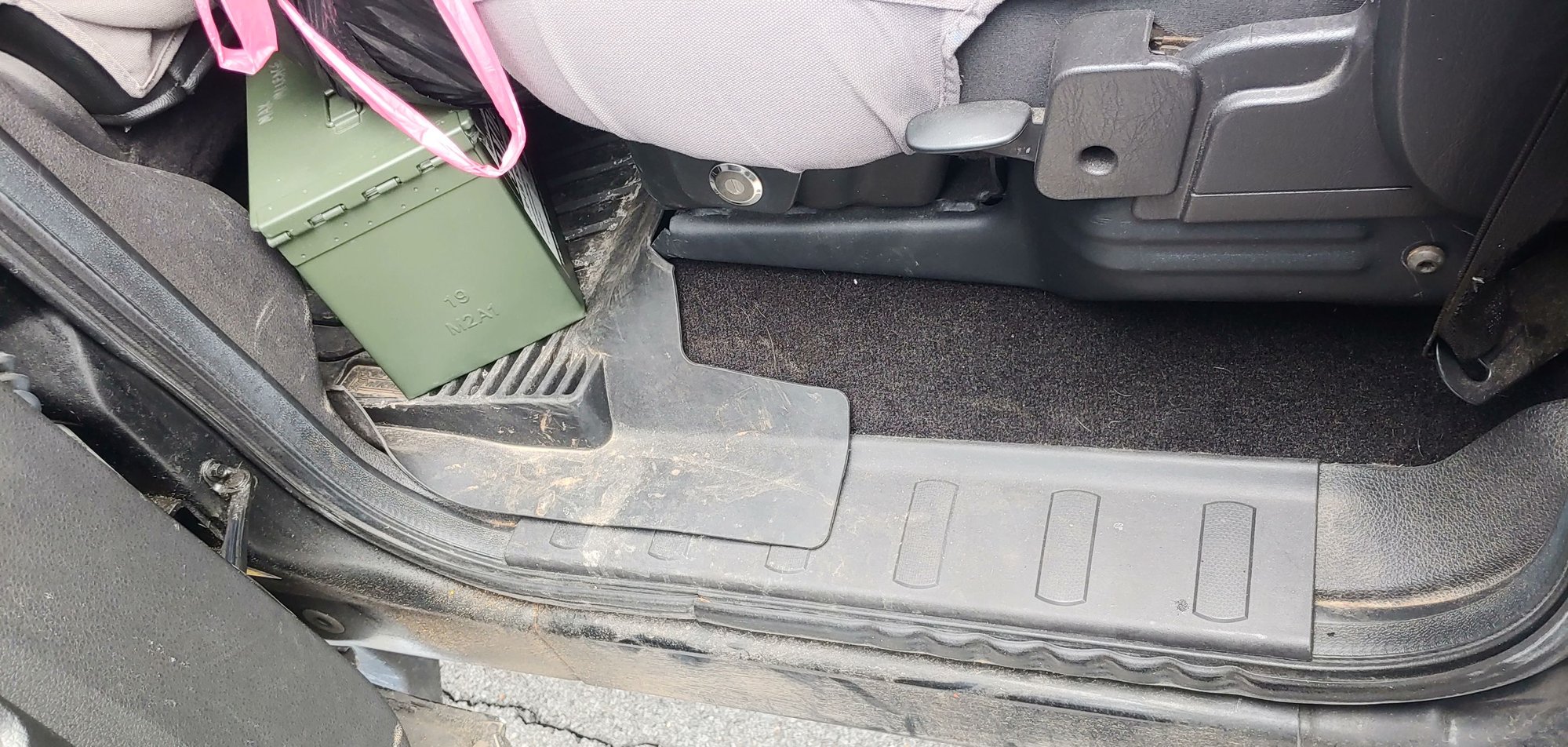 Front floor mats - Ford Truck Enthusiasts Forums