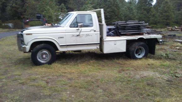 84 F-350 Dually Flatbed 4x4. It has a transpanted 7.3l IDI non turbo ...